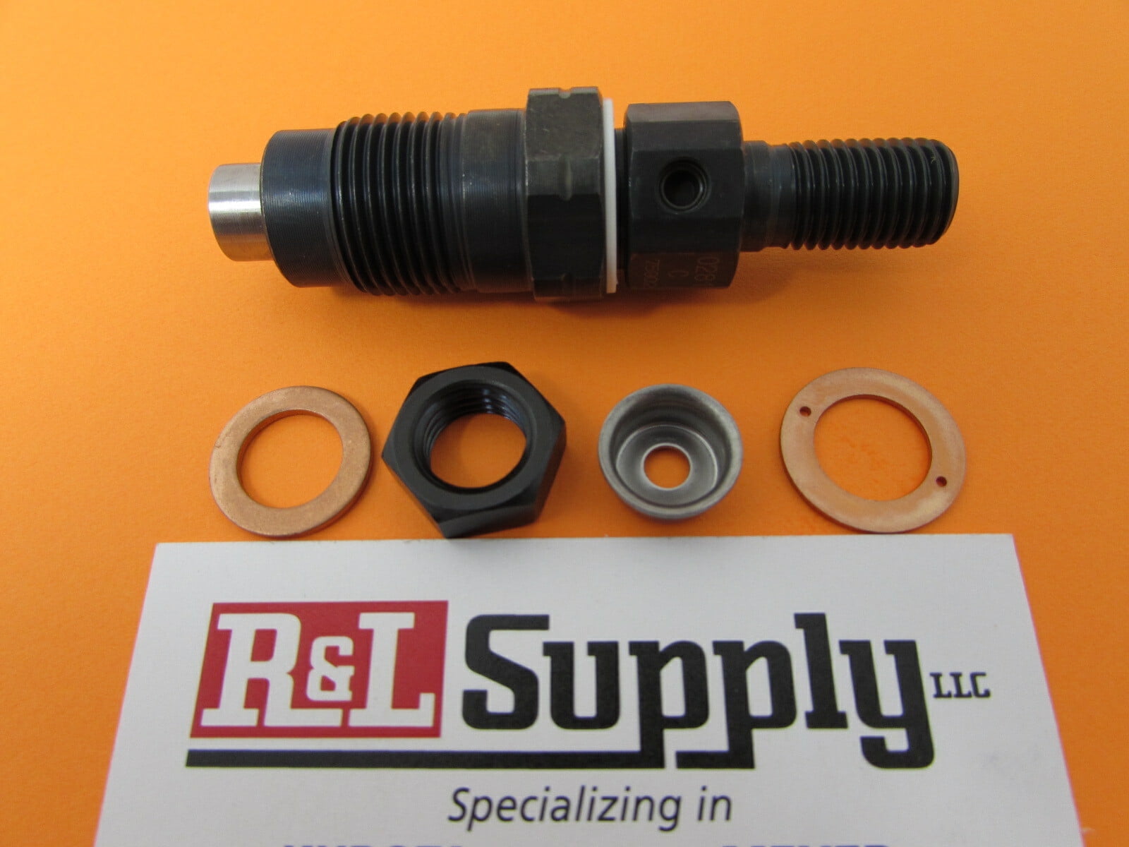 NEW GENUINE KUBOTA ENGINE DIESEL INJECTOR NOZZLE PART # 1G677-53903 ...