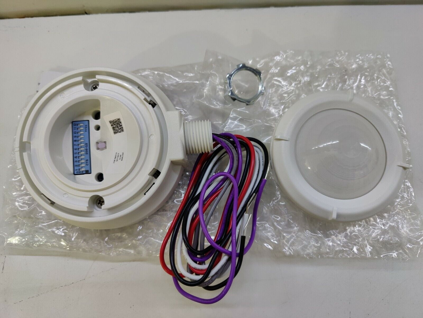 NEW HUBBELL HBS13D High Bay Lighting Sensor 120-347V 0-10V Dimming ...