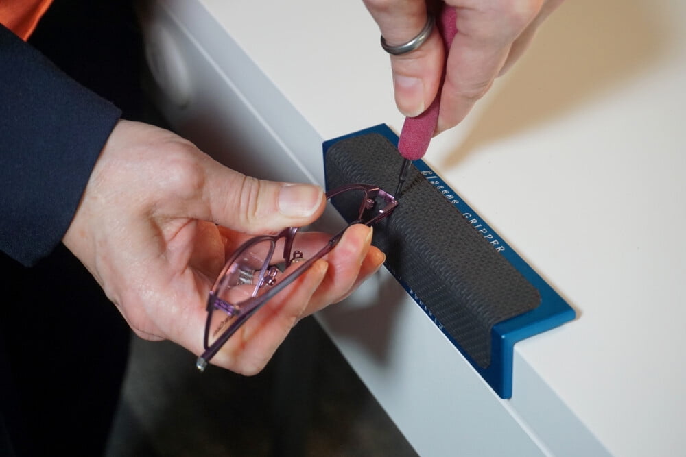 NEW PREMIUM Glasses Gripper Optical Tool/ For adjusting Frames Glasses ...