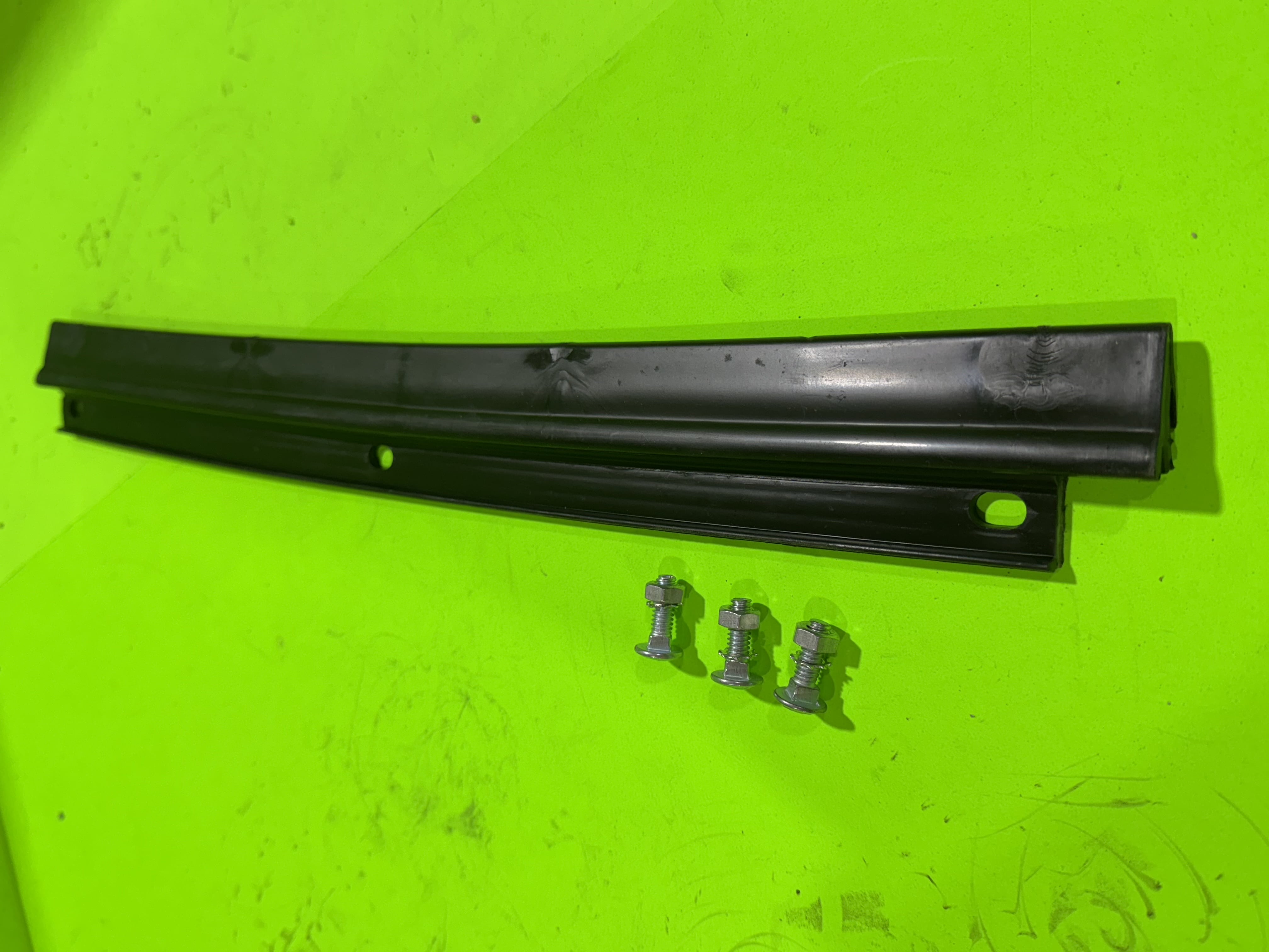NEW Scraper Bar For Toro CCR2500 W/Bolts, replaces 55-8760 - Walmart.com