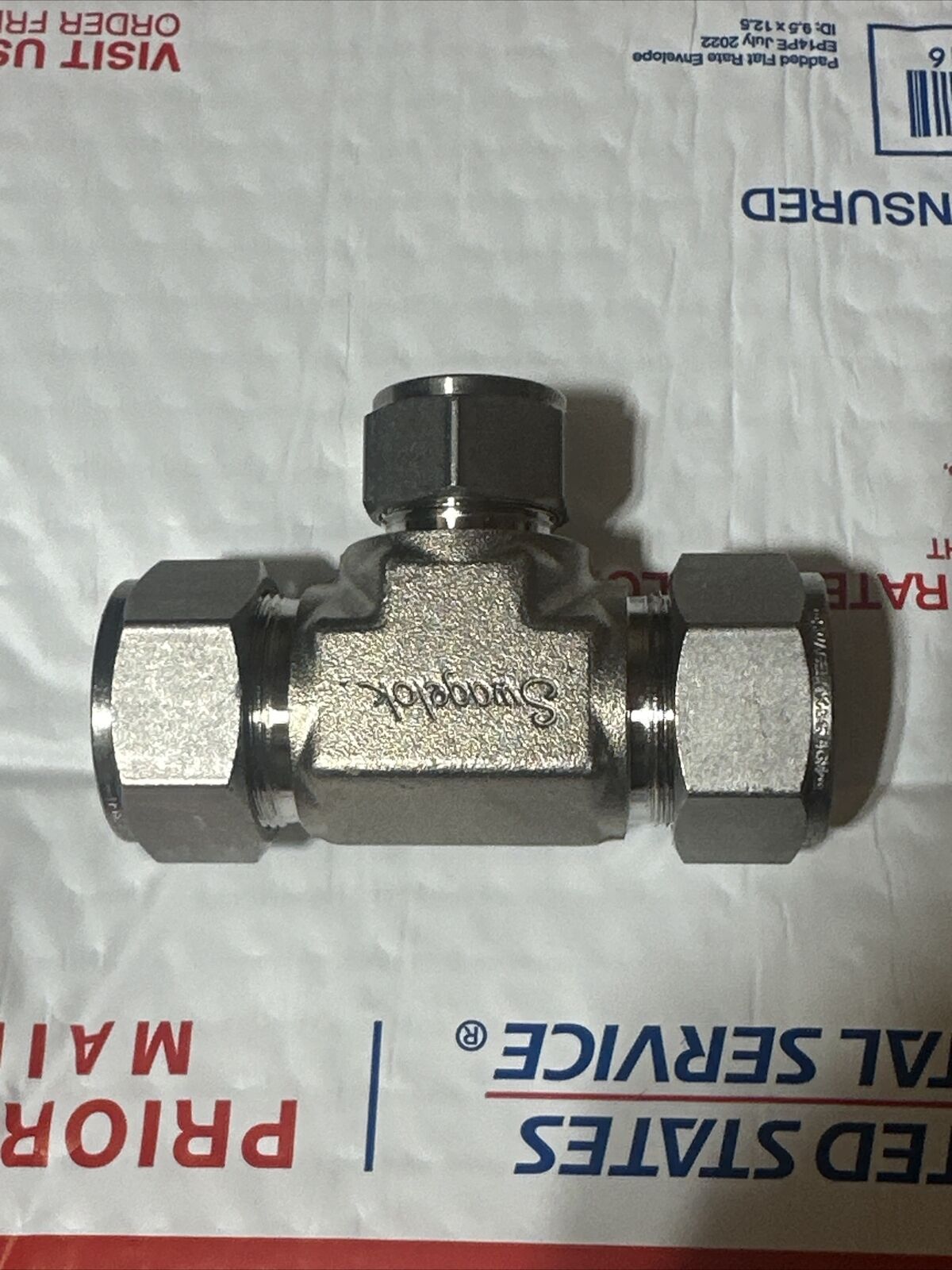 NEW Swagelok SS-1610-3-16-12 1" Tube X 1" x 3/4" Tube Reducing Union Tee - Walmart.com