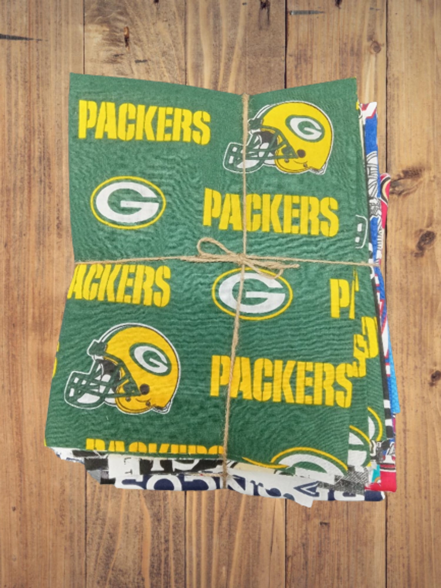 NFL Fat Quarter Bundles Set of 32 Pieces - Walmart.com