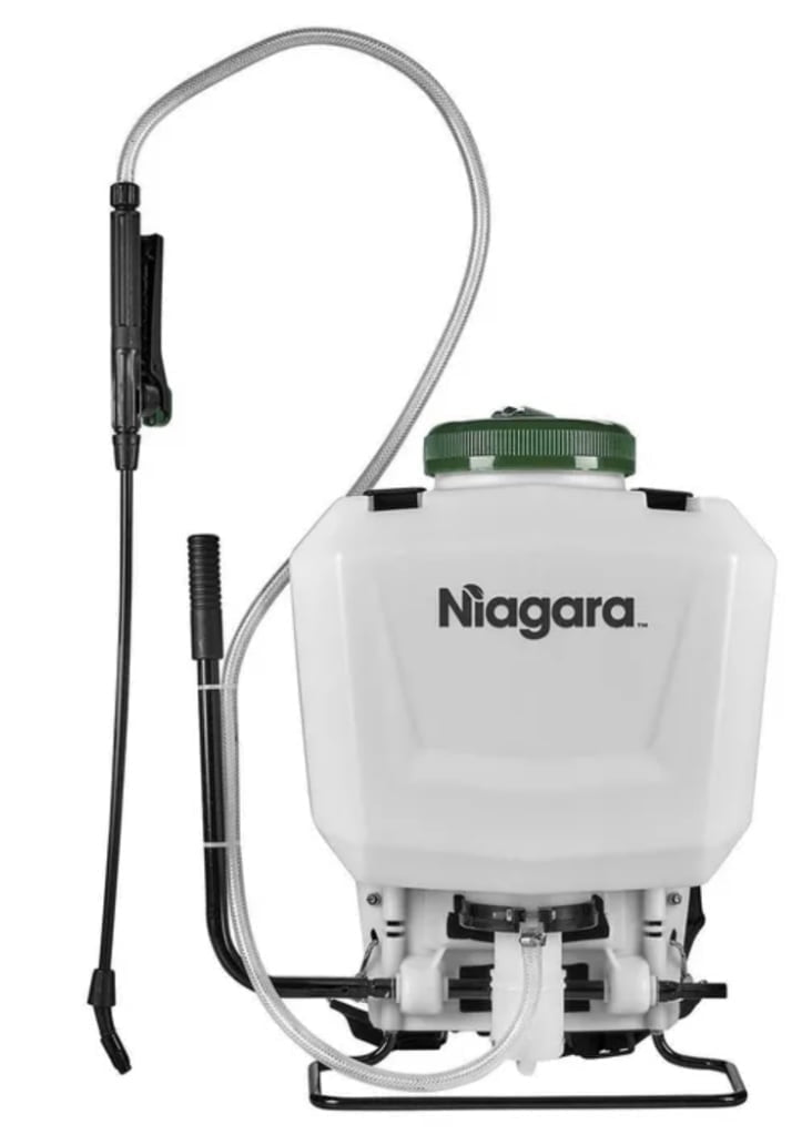 NIAGARA Backpack Sprayer 4 Gallon Capacity 90 PSI 58 inch Hose Yard ...