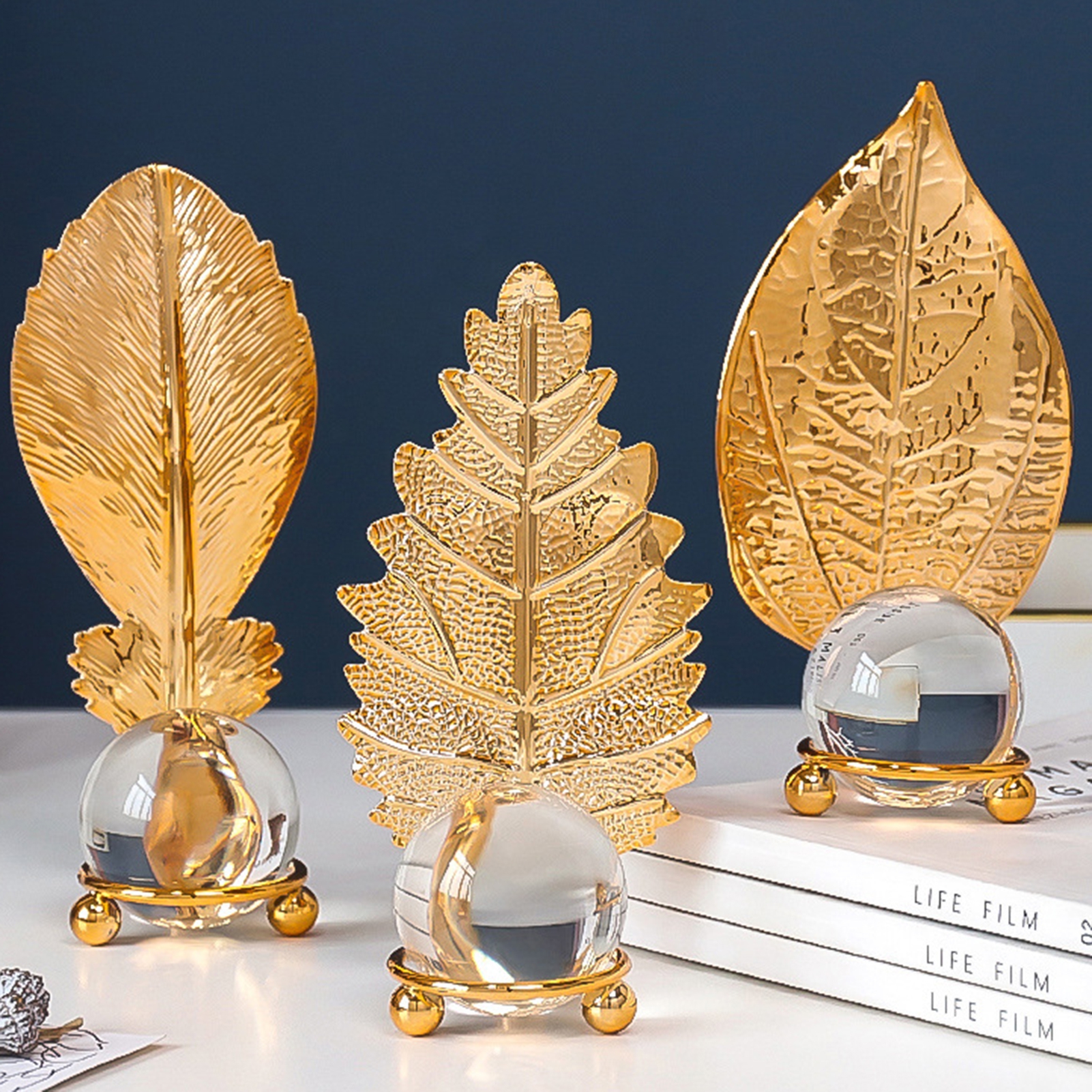 NIBOLOG Display Mold Faux Crystal Ball Leaf Design Exquisite Metal Home ...