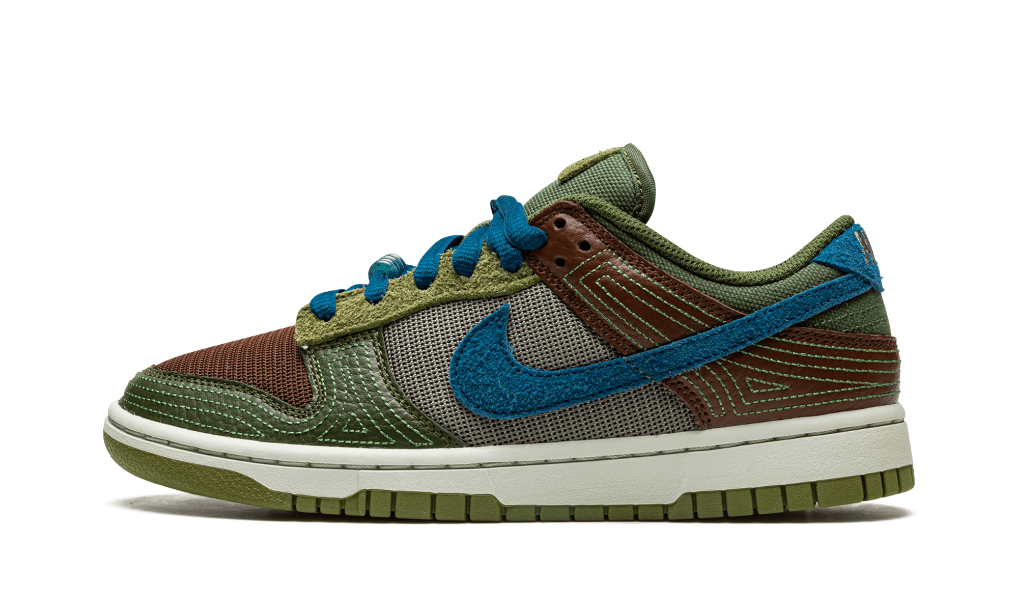 NIKE MENS Dunk Low NH "Cacao Wow" DR0159 200 from Stadium Goods ...