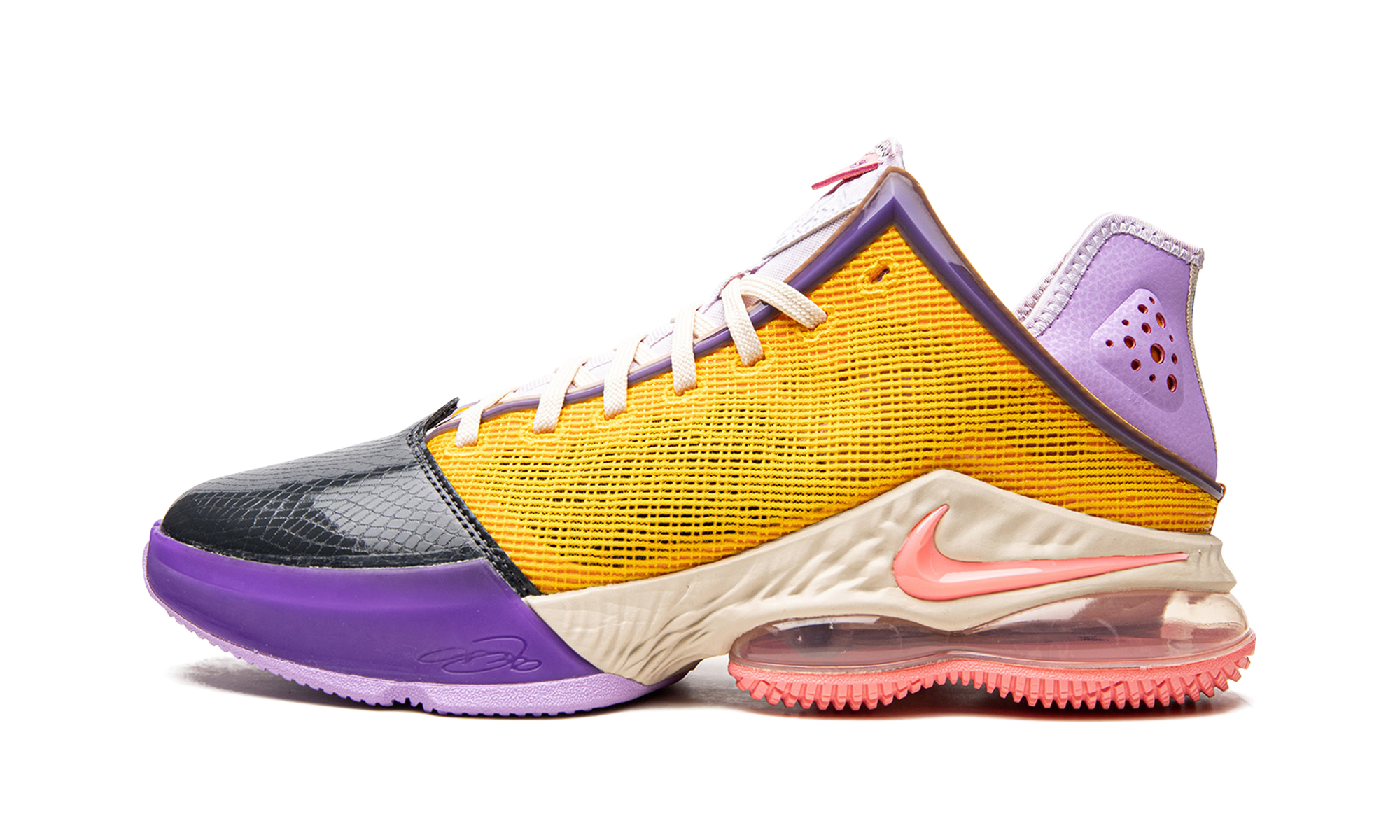 NIKE MENS Lebron XIX Low "Mismatch" DO9829 500 DO9829 500 from Stadium ...