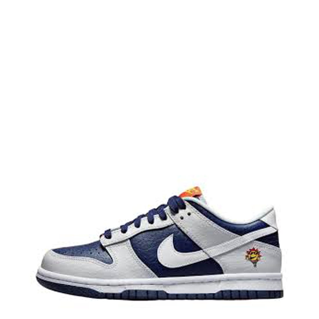 NIKE Unisex Child 6Y Big Kids FN6968-025 White Midnight Navy - Walmart.com