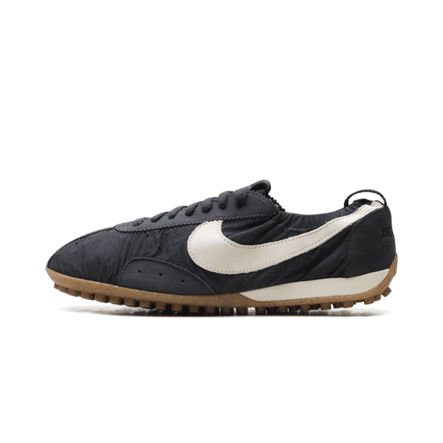 NIKE WOMENS Moon Shoe SP Womens "Jacquemus - Off Noir" HV8547 001 ...