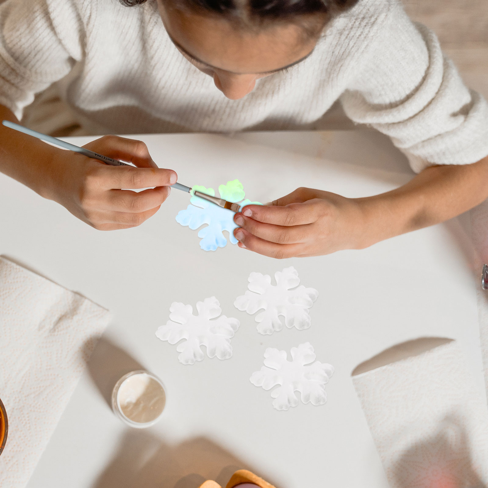 NIYANGLE 50Pcs Miniature Snowflake Model for Kids to Decorate at ...