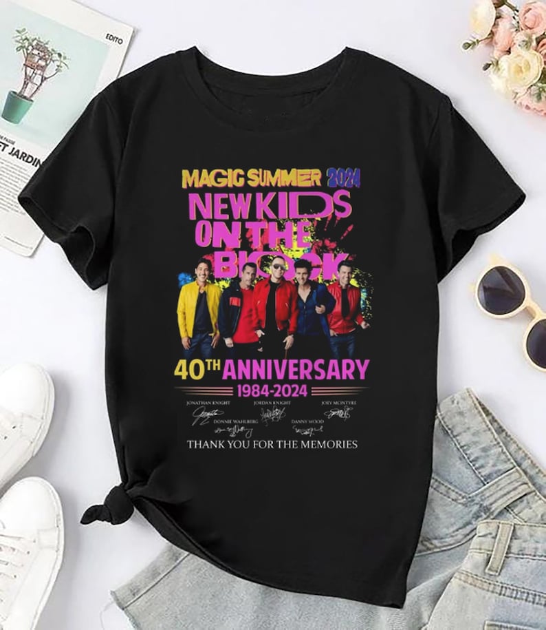 NKOTB 40th Anniverary Vintage T-Shirt, New Kids on the Block The Magic ...