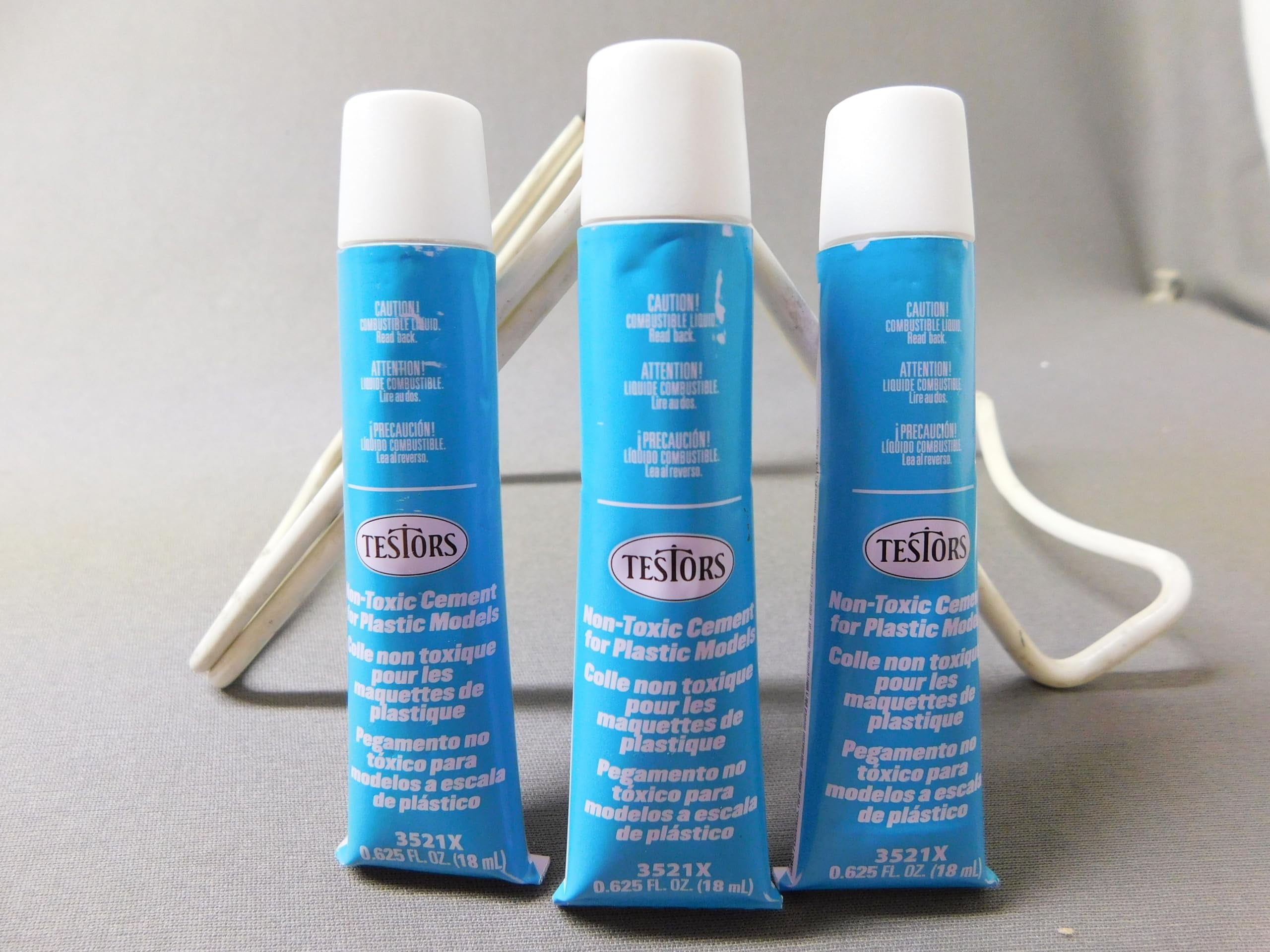 NON-TOXIC CEMENT for PLASTIC MODELS - Testors Tube Cement #3521 3-Pk ,# ...