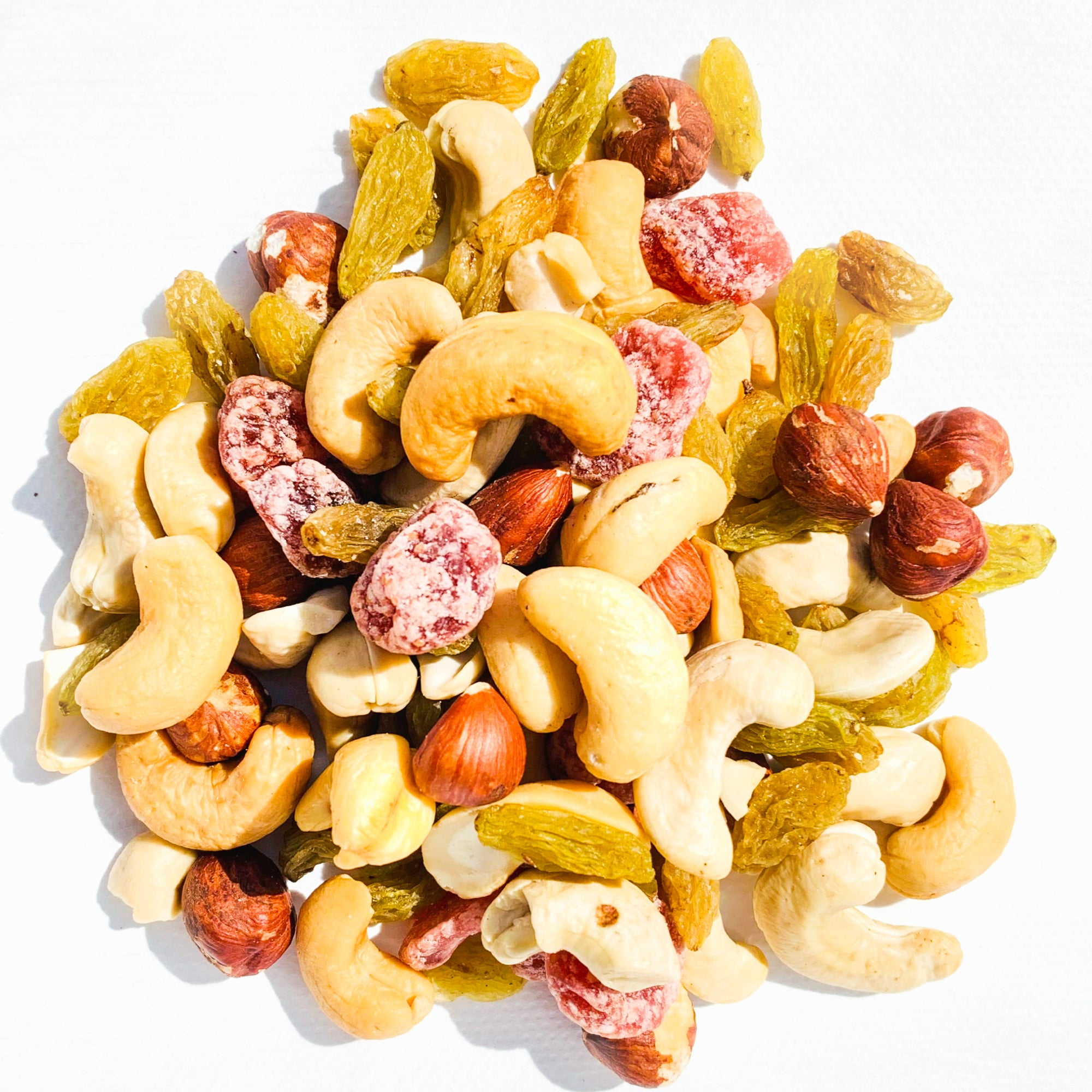 NY SPICE SHOP - JFK Strawberries & Cashews Trail Mix - 08 Ounce ...