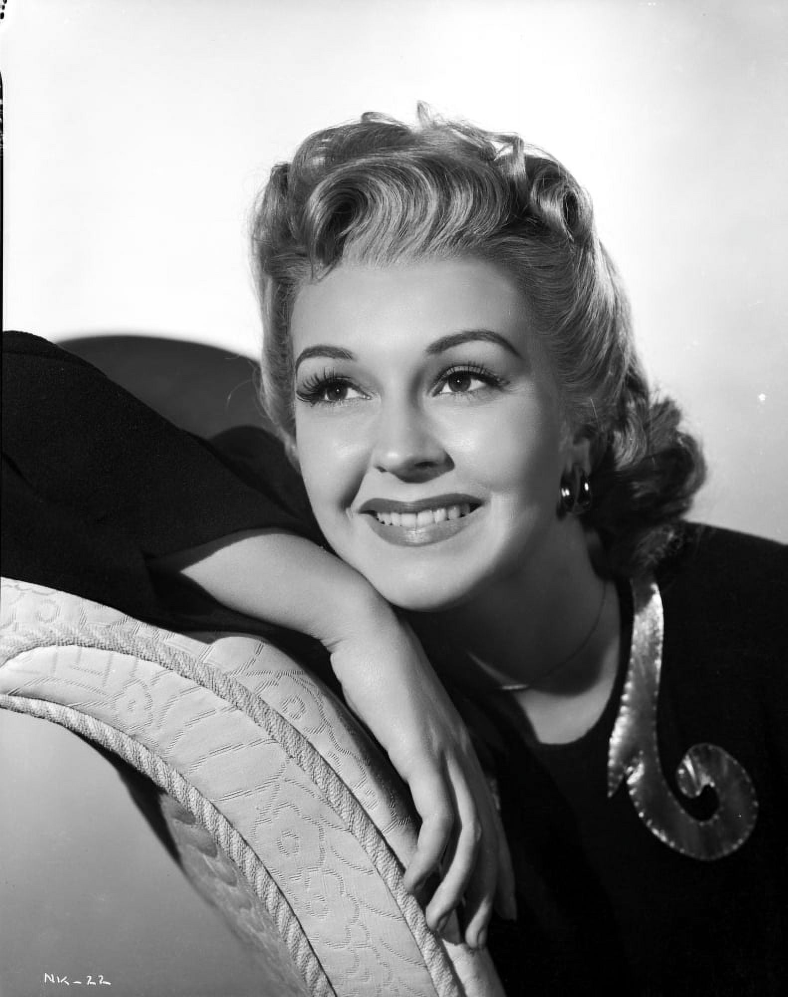 Nancy Kelly Leaning and smiling Photo Print (24 x 30) - Walmart.com