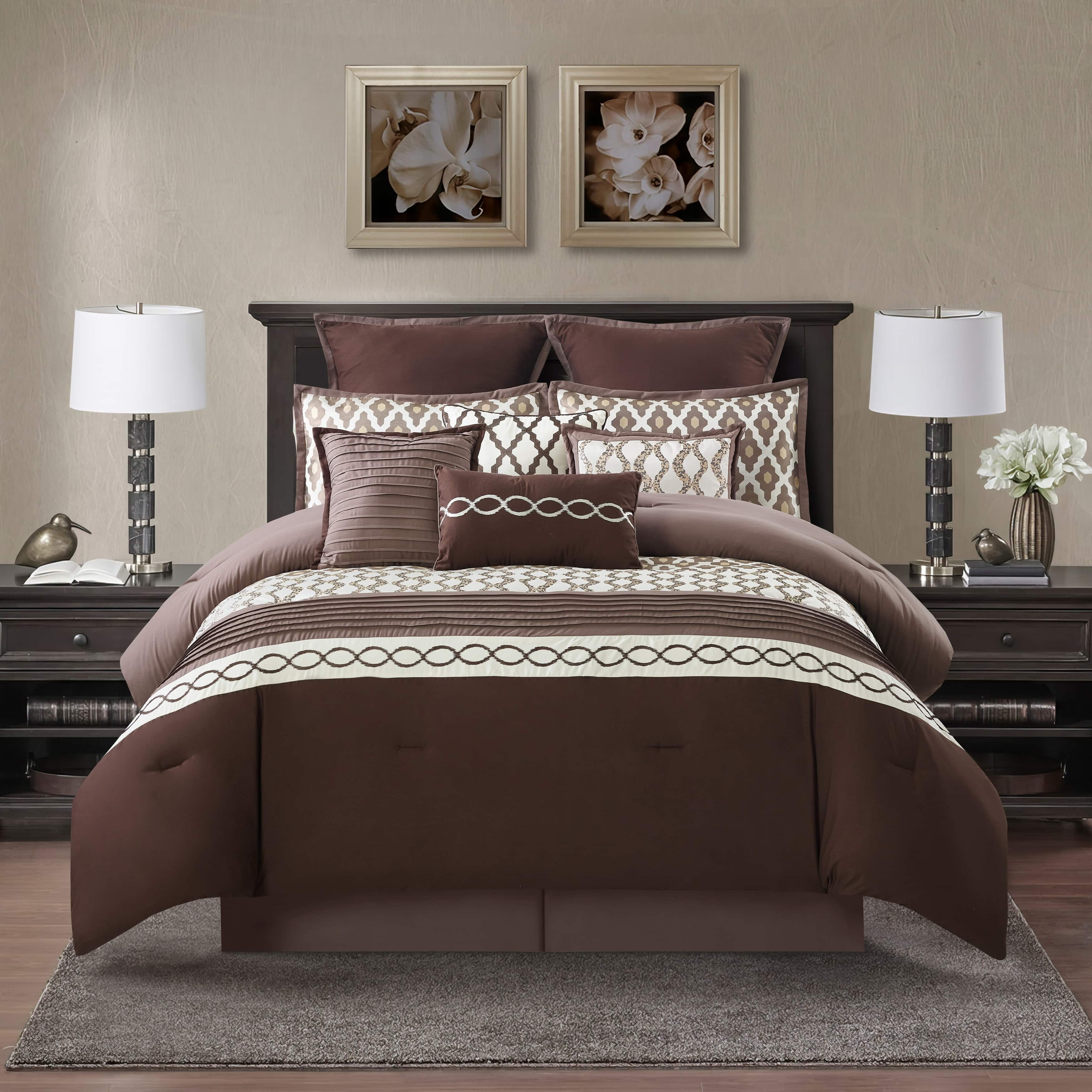 Nanshing Calvin Luxury10-Piece Geometric Comforter Set Brown King ...