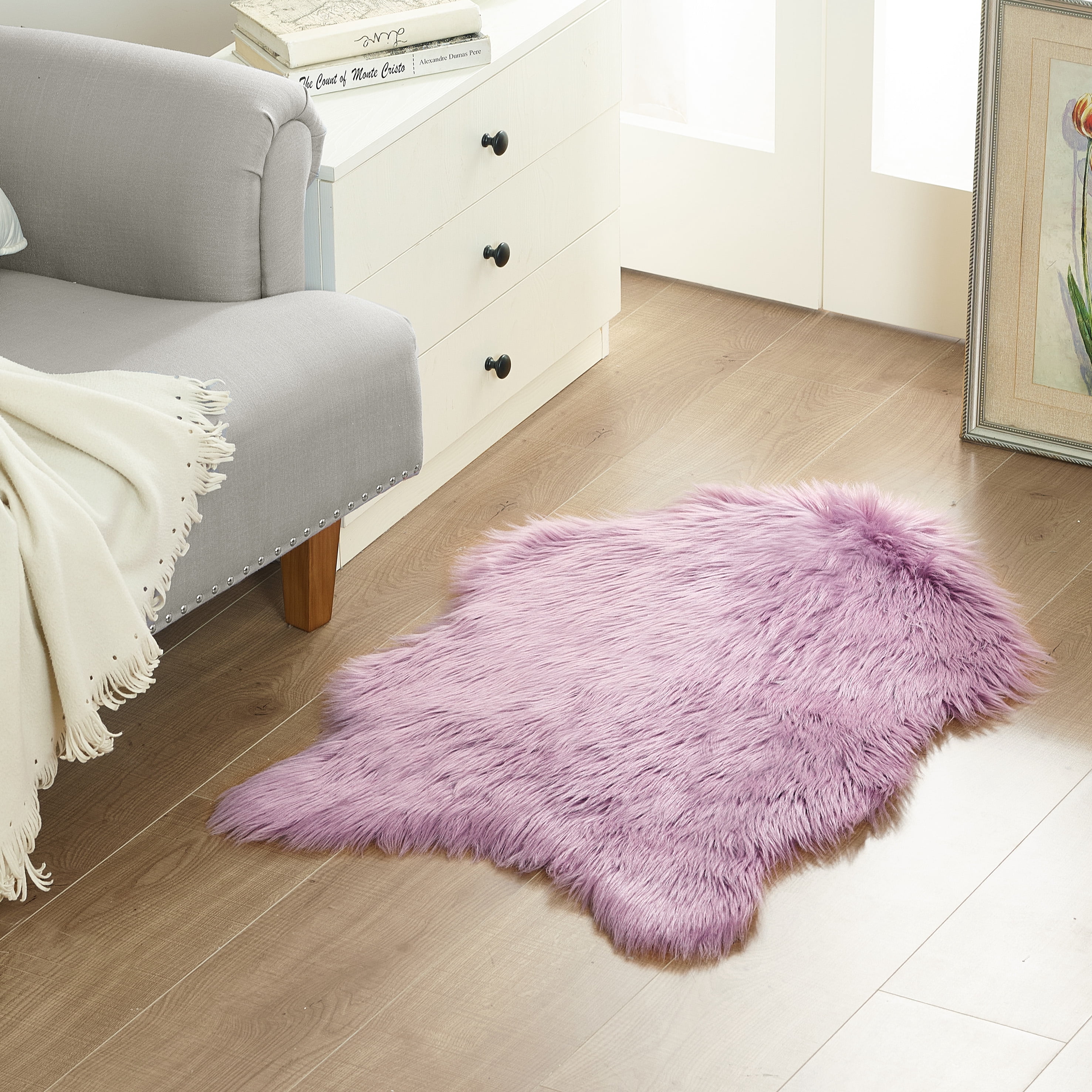 Nanshing Vana Faux Fur Accent Rug, Lilac, Size 23.6" x 35.4" - Walmart.com