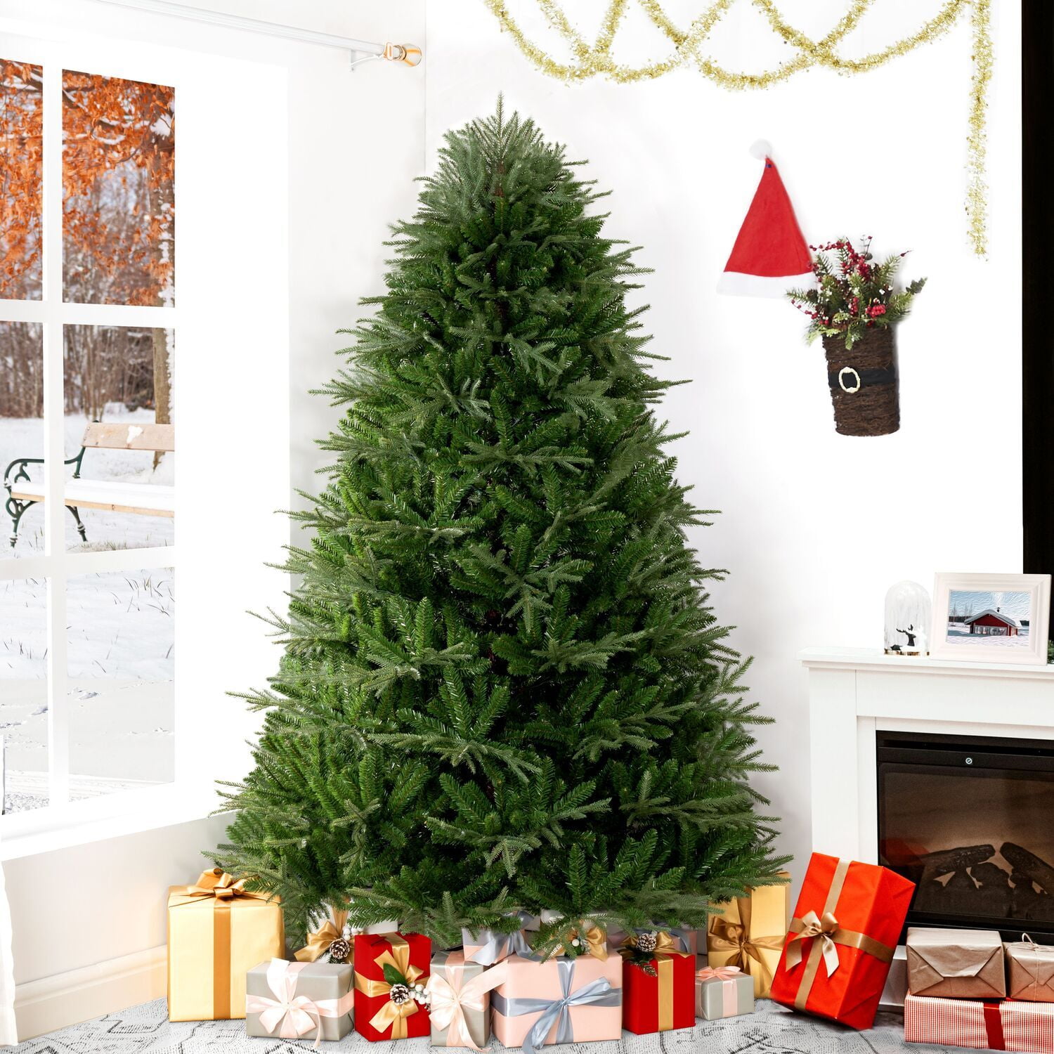 Naomi Home Artificial Christmas Tree with Lights, Prelit Pine Christmas ...