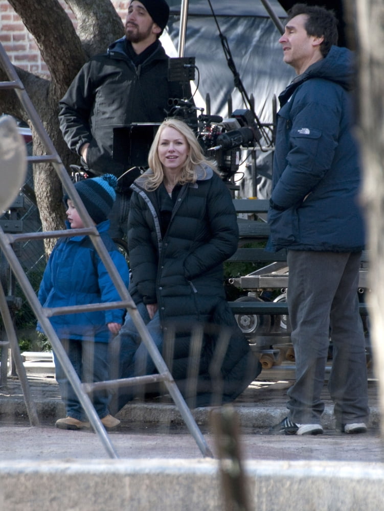 Naomi Watts On Location For Naomi Watts And Sean Penn On The Set Of ...