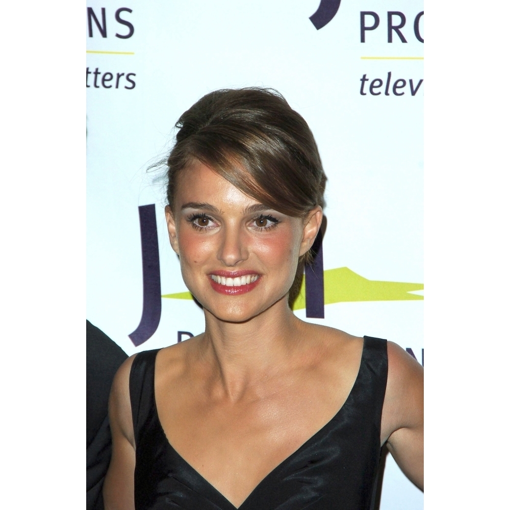Natalie Portman At Arrivals For 2007 Vision Awards From Jtn Productions ...