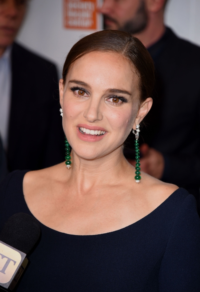 Natalie Portman At Arrivals For Jackie Premiere At 54Th New York Film ...
