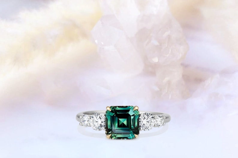 Natural Color changing alexandrite gemstone engagement ring vintage ...