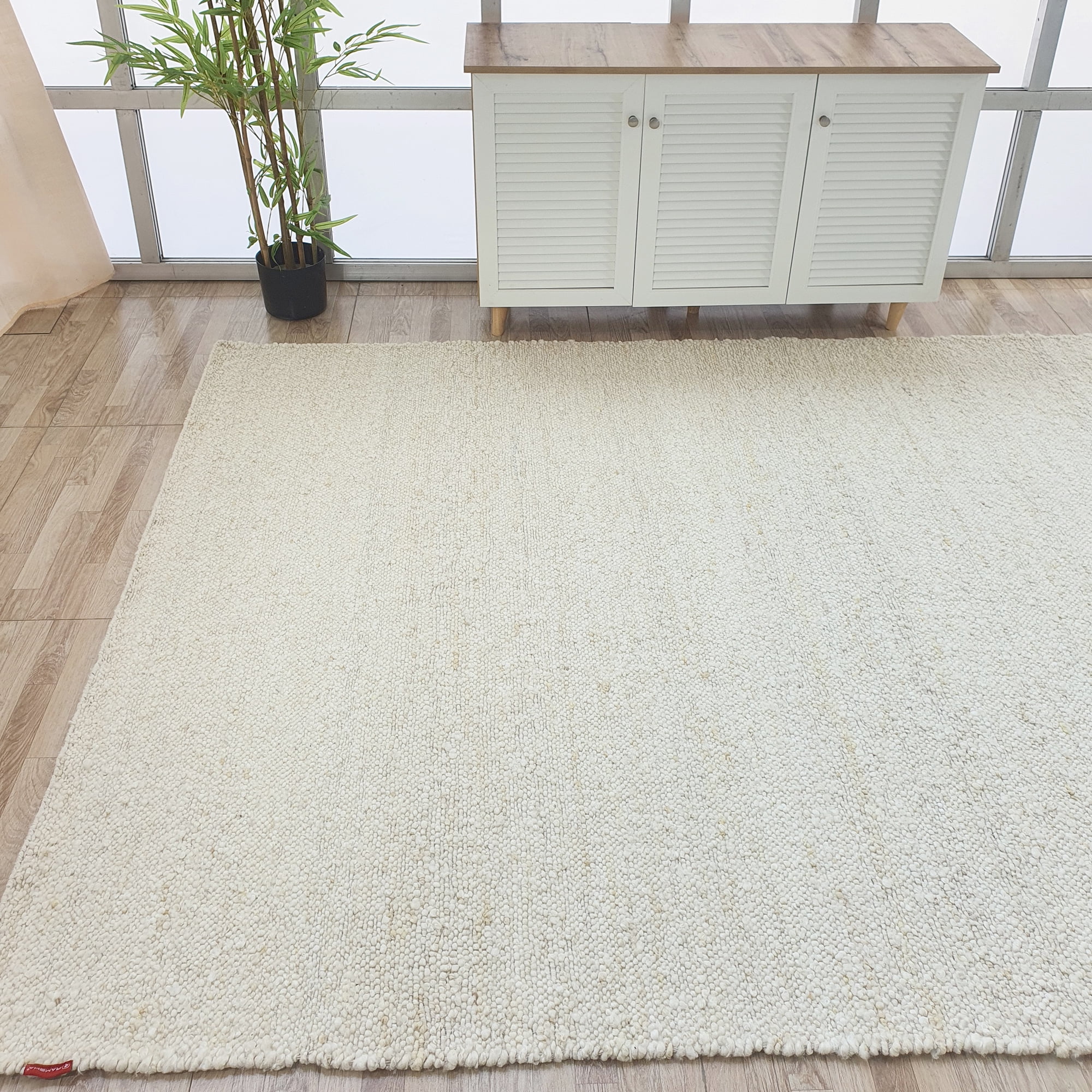 Natural Off White Color Handmade Ramsha Indoor Decor Woven Rug - SR 059 ...