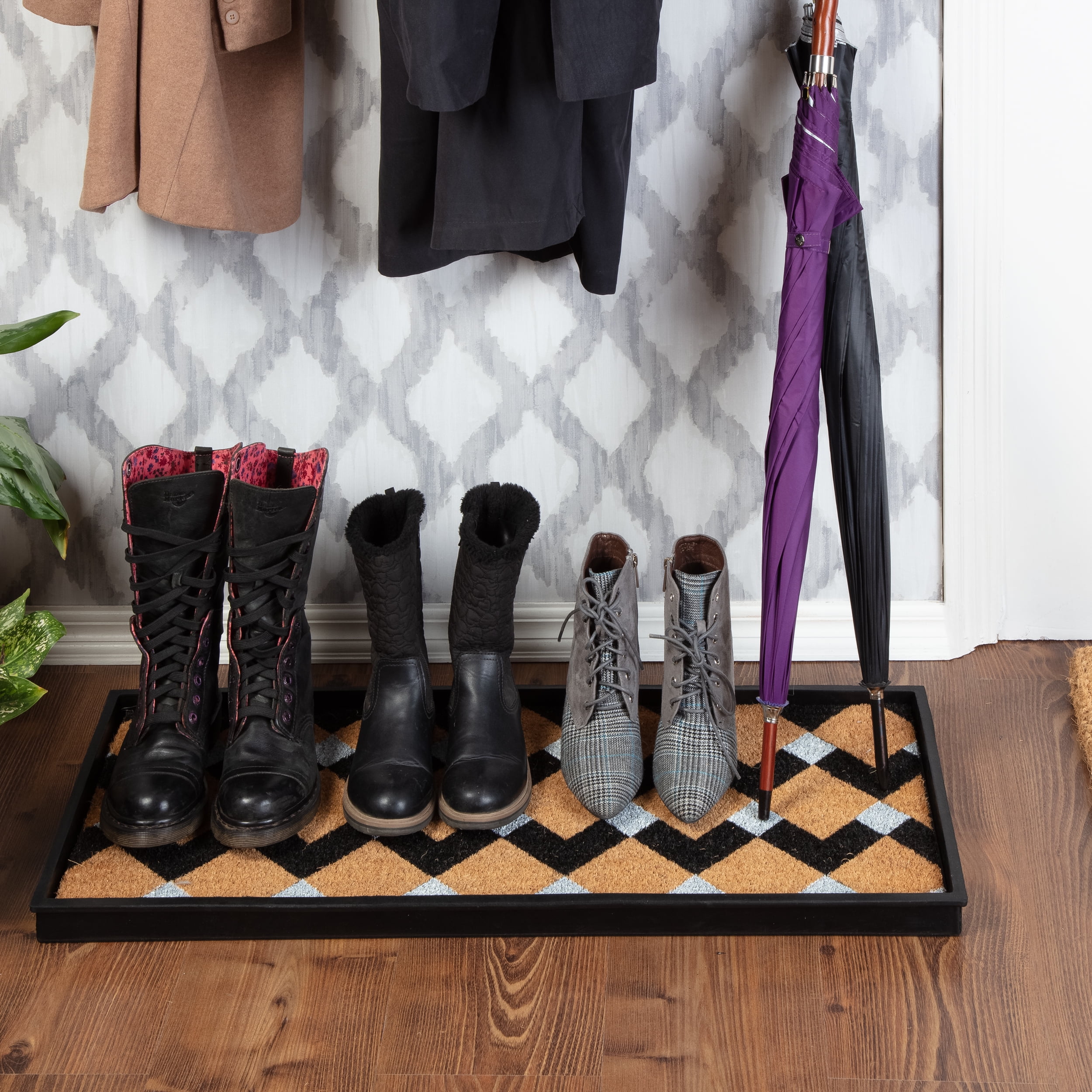 Natural & Recycled Rubber Boot Tray with Tan & Black Chevron Coir ...