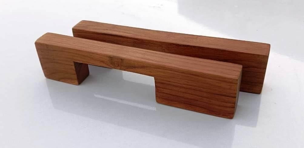 Natural Teak Wood Square Shape Carved Wooden Handle for Wardrobe ...