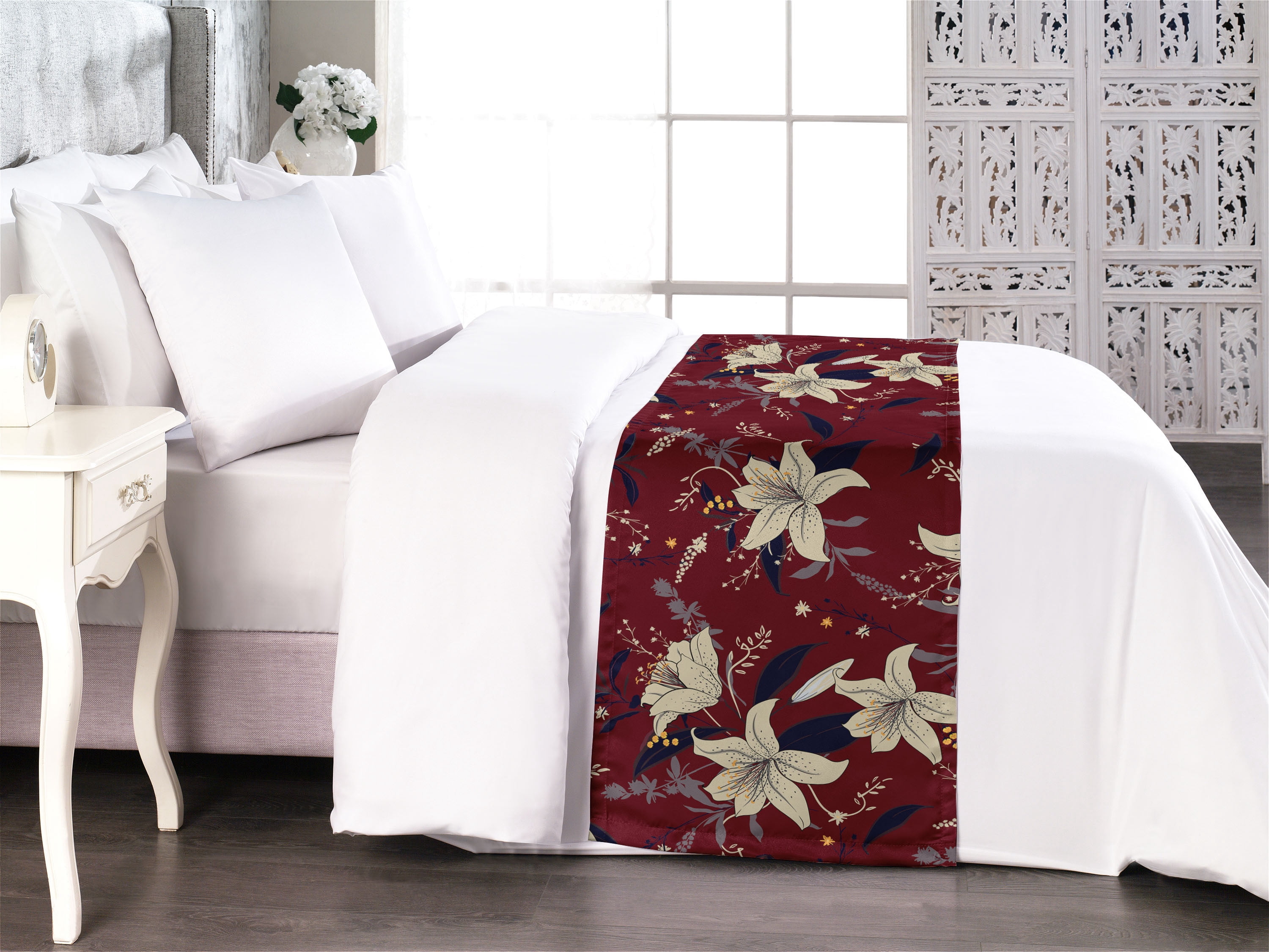 Nature Themed Bed Runner, Floral Drawings in Romantic Vibes with Petals ...