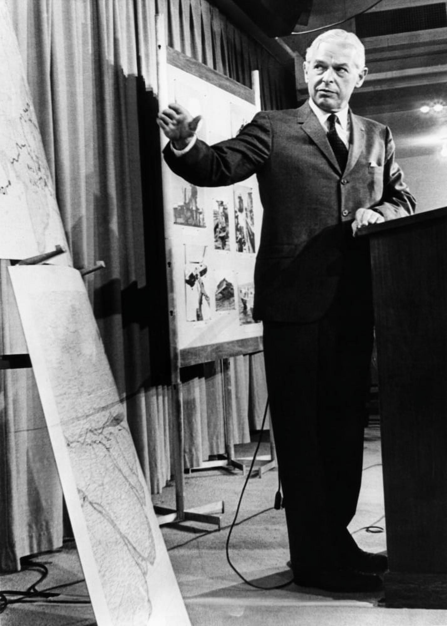 Navy Sec. Paul Nitze History (24 x 36) - Walmart.com