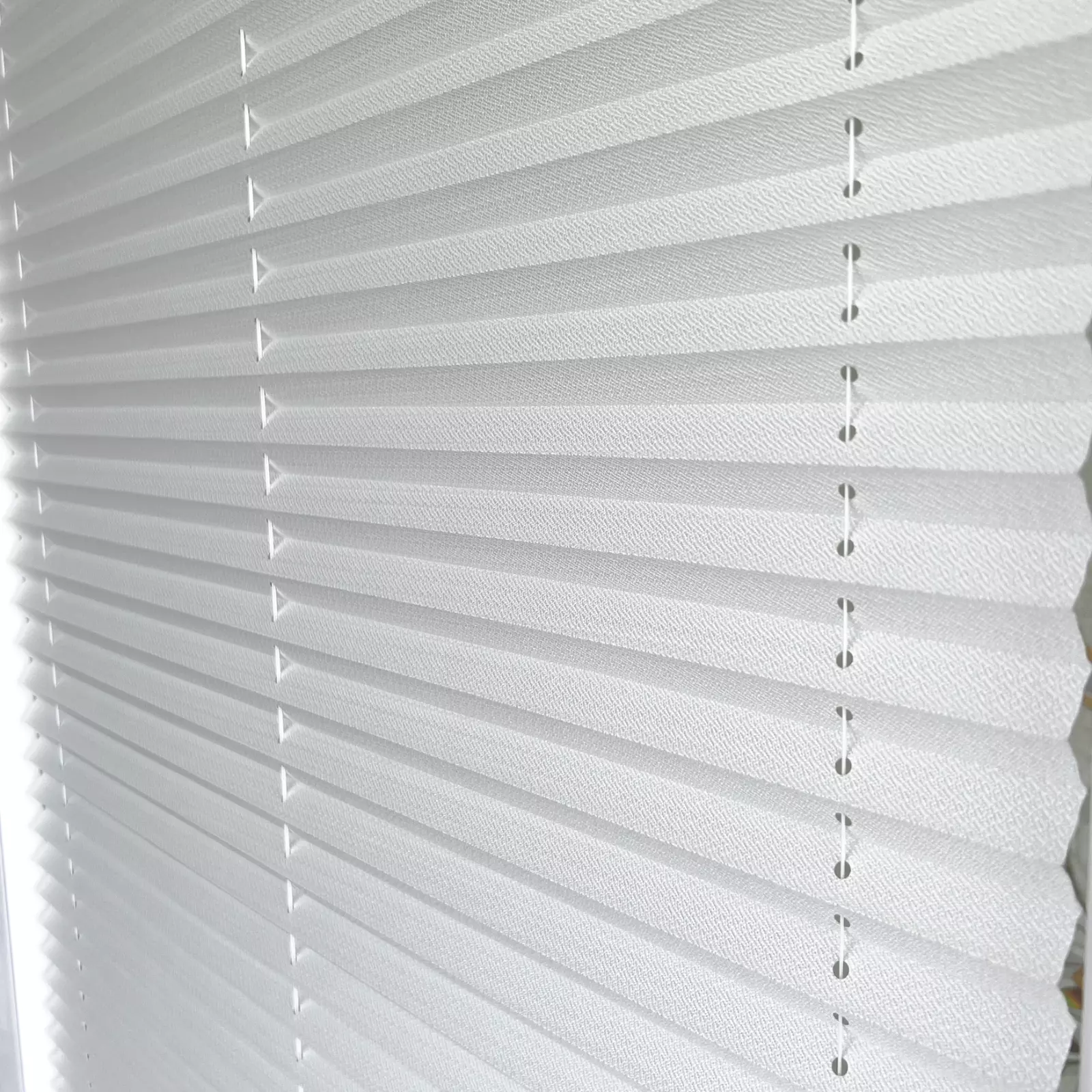 Naza Home White Pleated Blinds Drapes High Shading Accordion Style ...