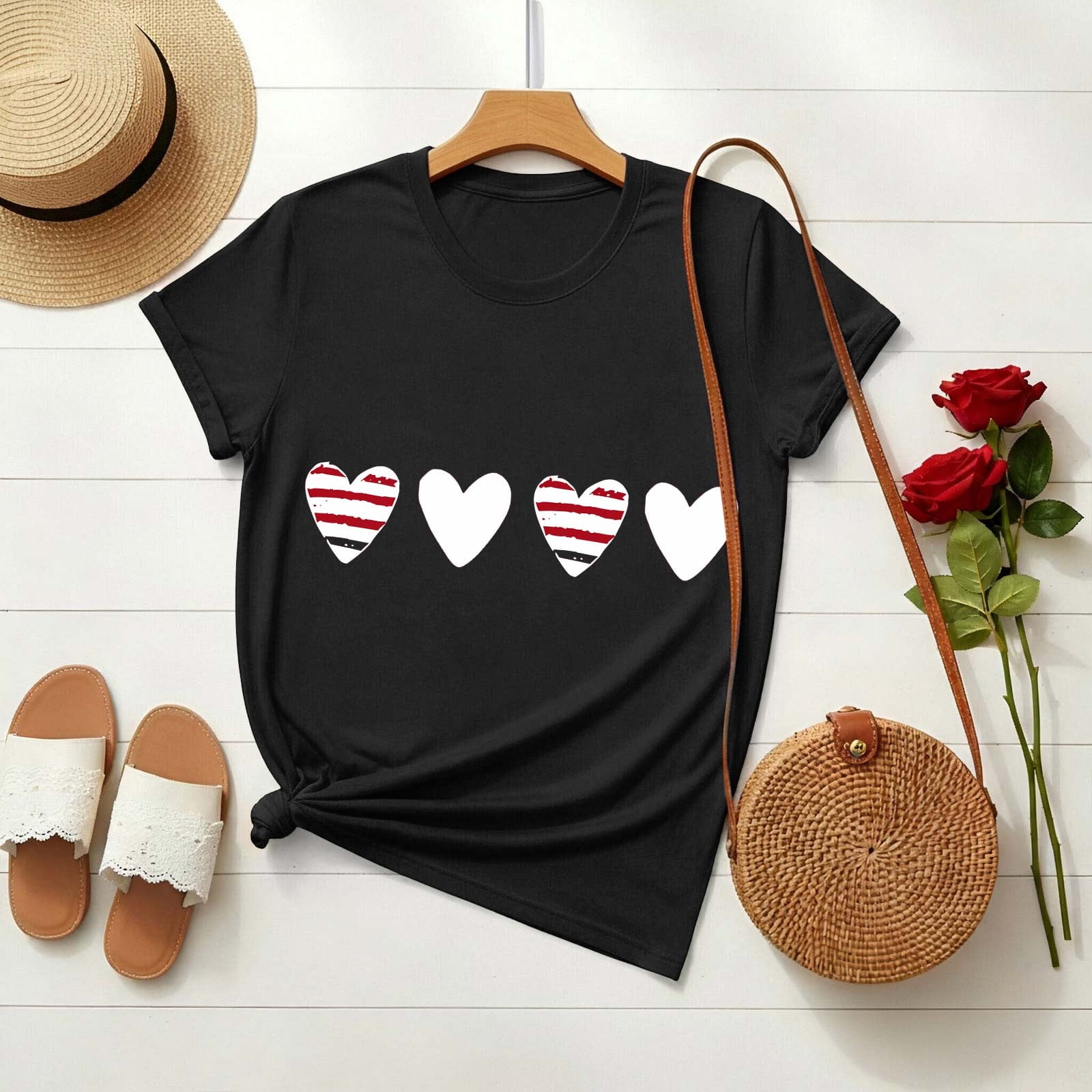 Neewe Women's Summer T Shirt Cute Heart Graphic Loose Tees Crew Neck ...