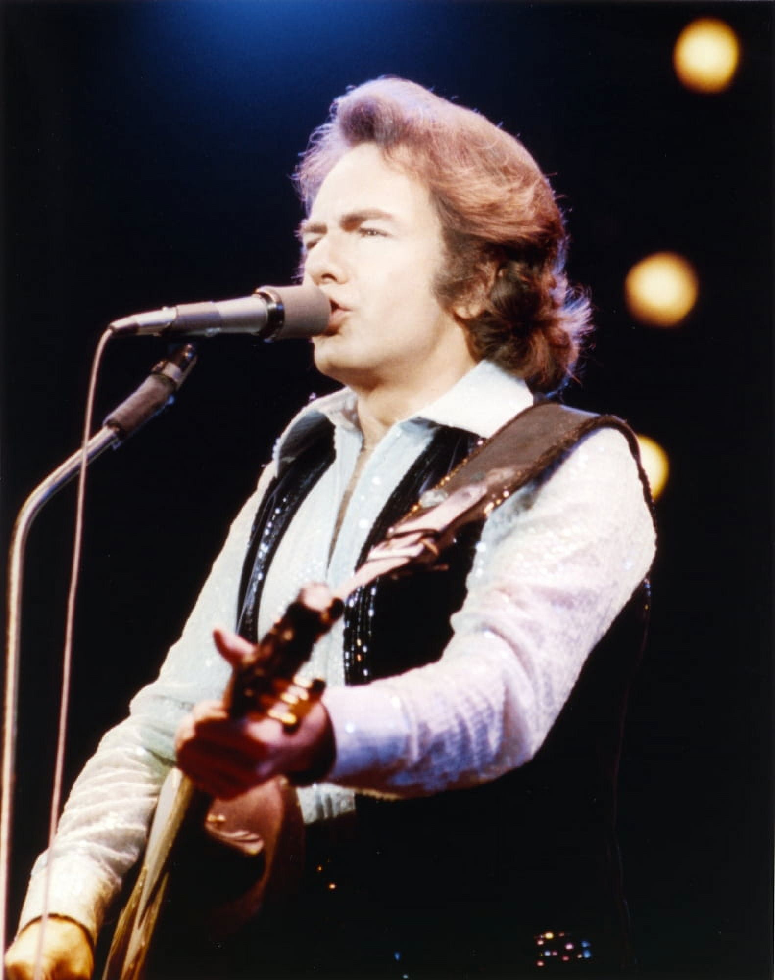 Neil Diamond singing Playing Guitar Photo Print (24 x 30) - Walmart.com