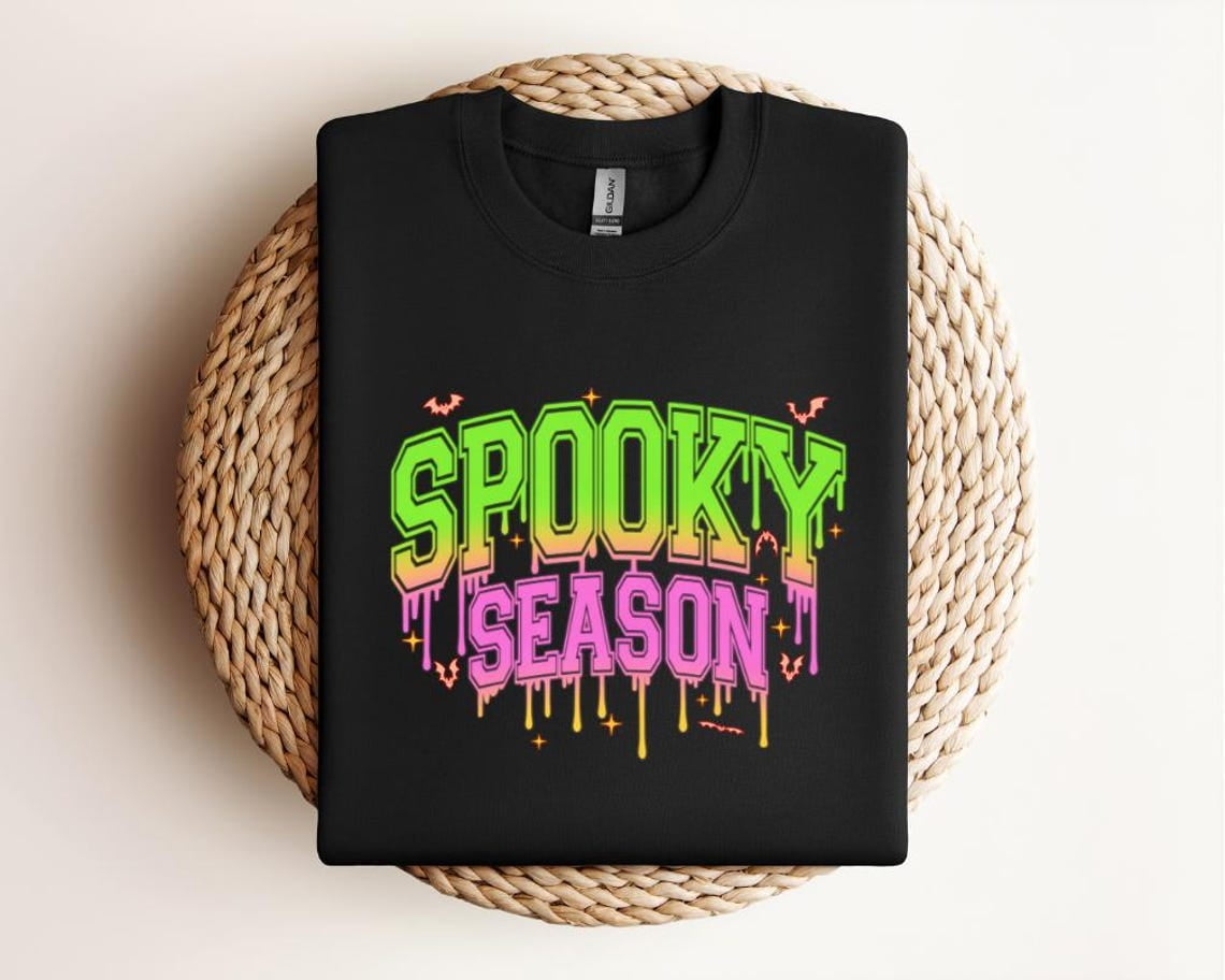 Neon Drip Ghost T-Shirt: Spooky Season Vaporwave Graphic All Size S-5Xl ...