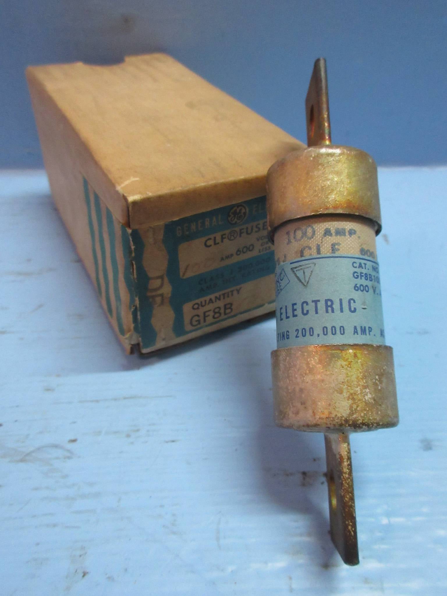 New Box of 4 General Electric GF8B-100 CLF Fuses 100 Amp 600V GE GE8B ...