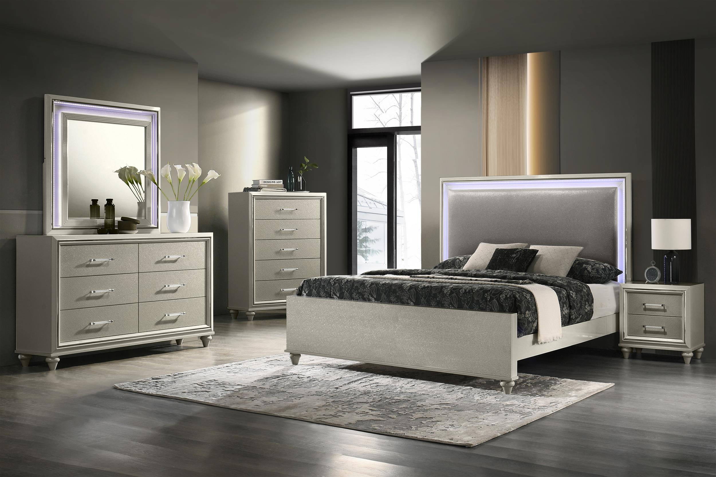 New Classic Furniture Lumina 5-Pc Wood King Bedroom Set in Silver Gray ...