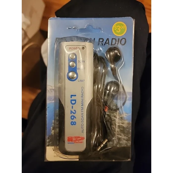 New Fm Digital Auto Scan Radio With Earphones Fm88-108Mhz Frequency ...