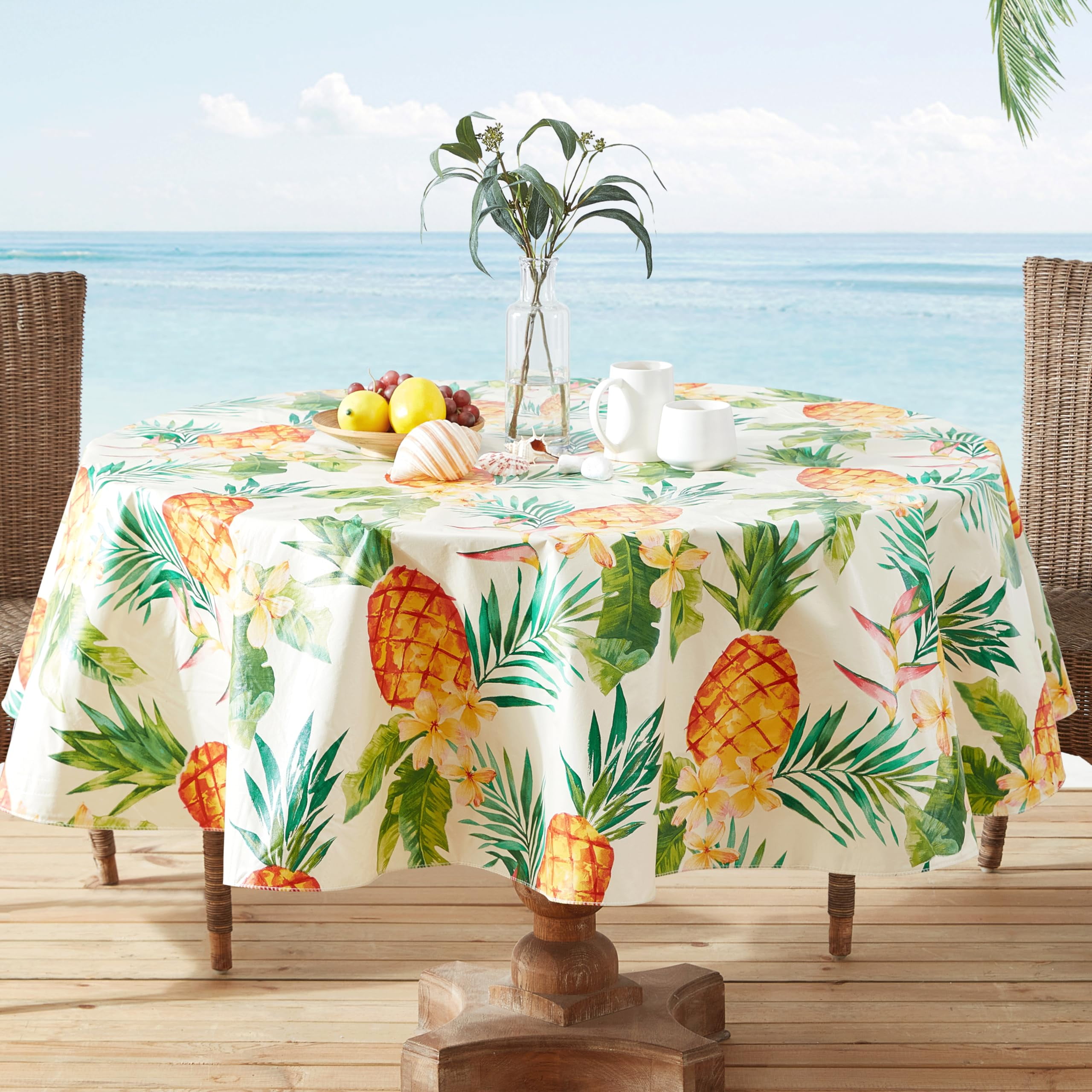 Newbridge Round Vinyl Flannel Backed Tablecloth, 70 Inch, Hawaii ...