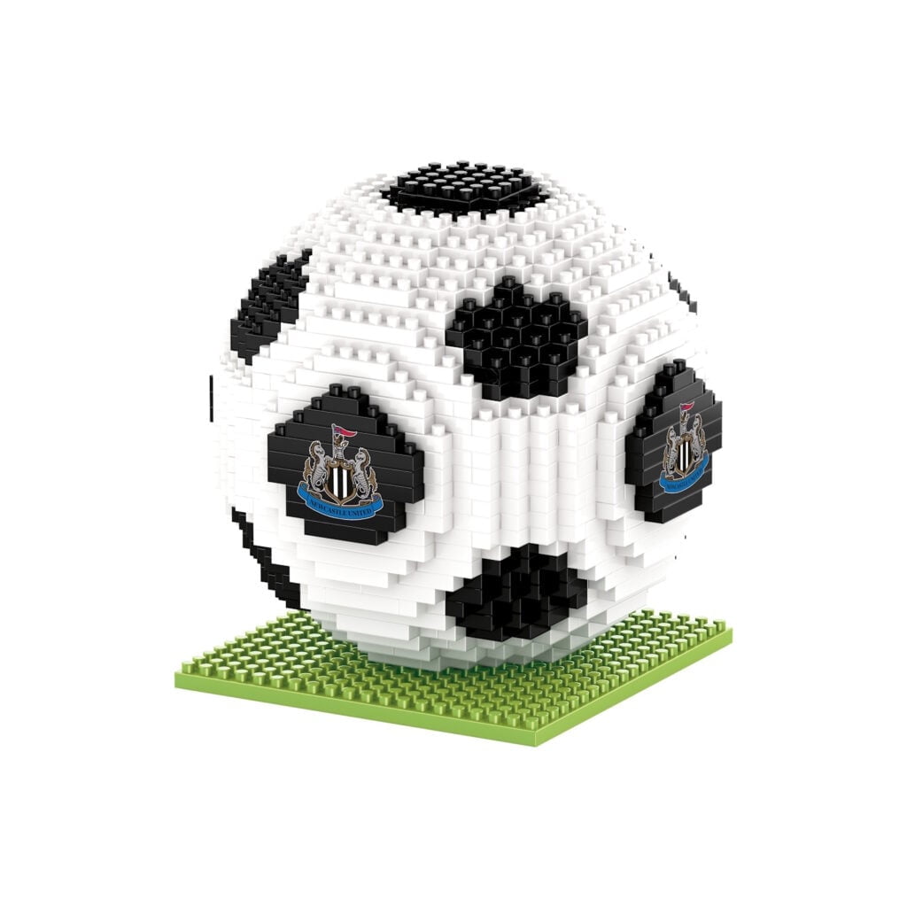 Newcastle United - BRXLZ 3D Soccer Ball Construction Kit (687 Pieces ...