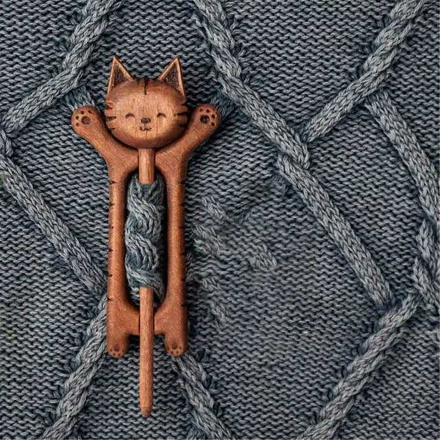 Niahfd The Brooch on Sale Creative Wooden Shawl Pin Brooch Decoration ...