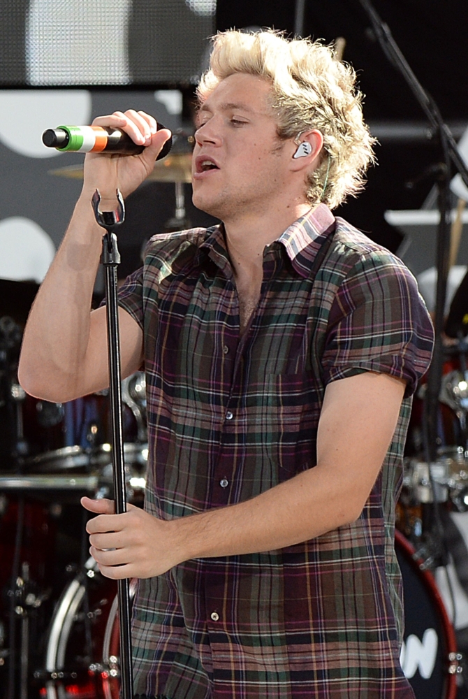 Niall Horan One Direction On Stage For Abc'S Good Morning America Fun ...