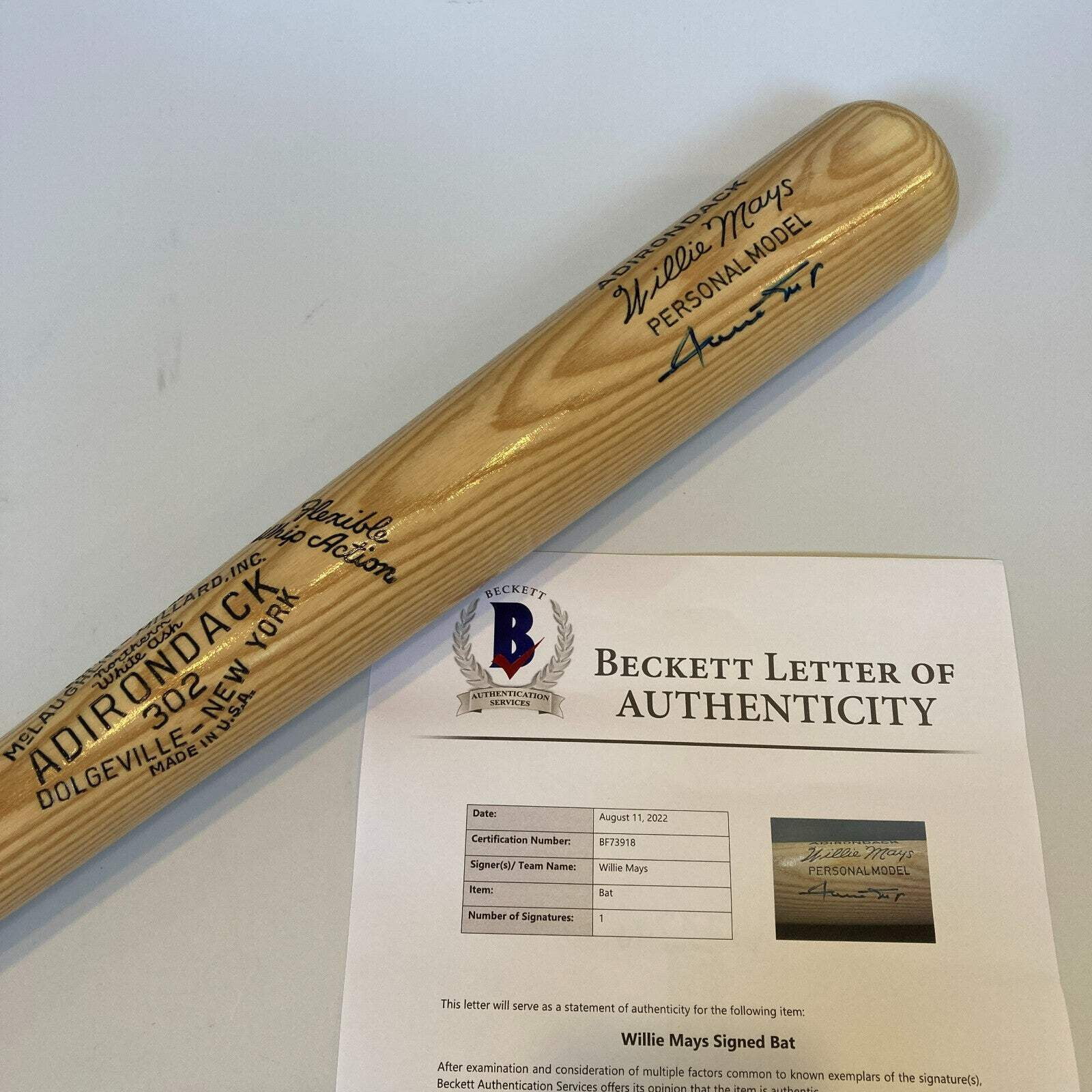 Nice Willie Mays Signed Adirondack Game Model Baseball Bat With Beckett ...