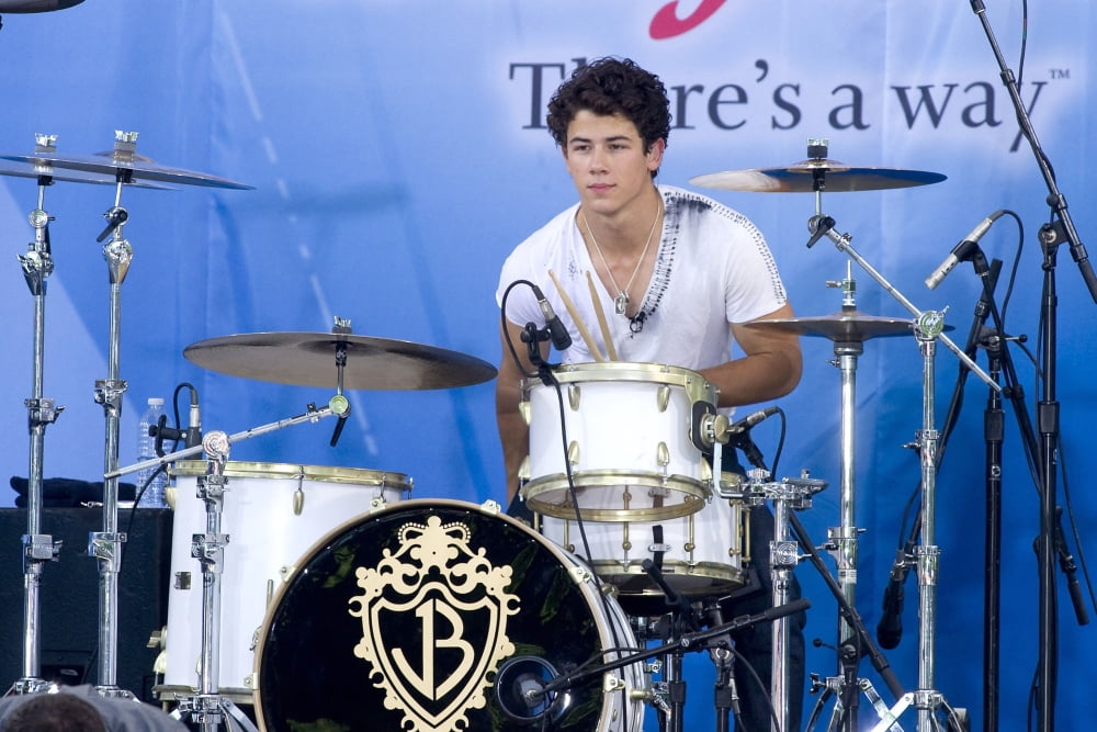 Nick Jonas At Talk Show Appearance For Good Morning America Gma Concert ...