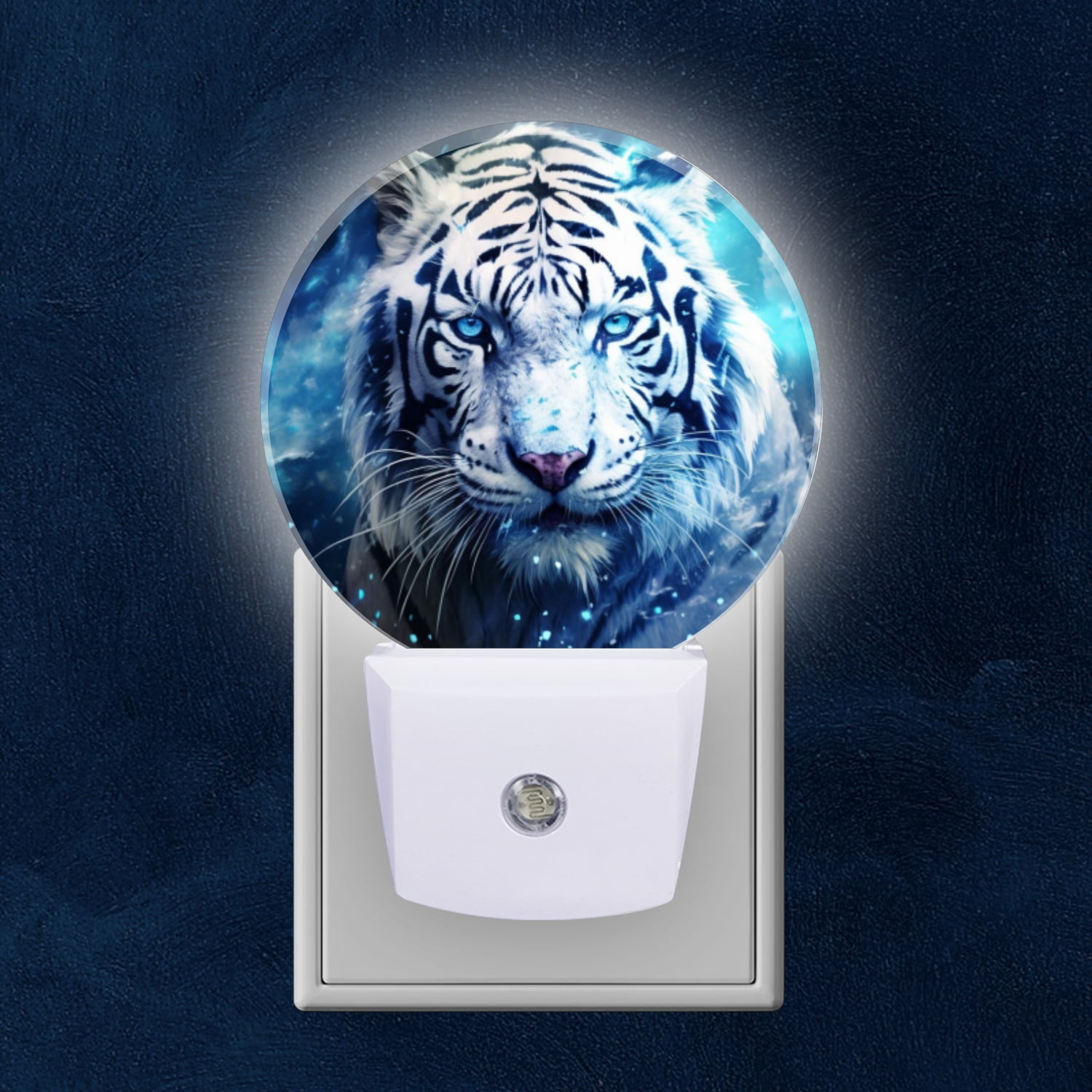 Night Light Plug into Wall,Dusk to Dawn Sensor Auto-On/Off for Bathroom ...