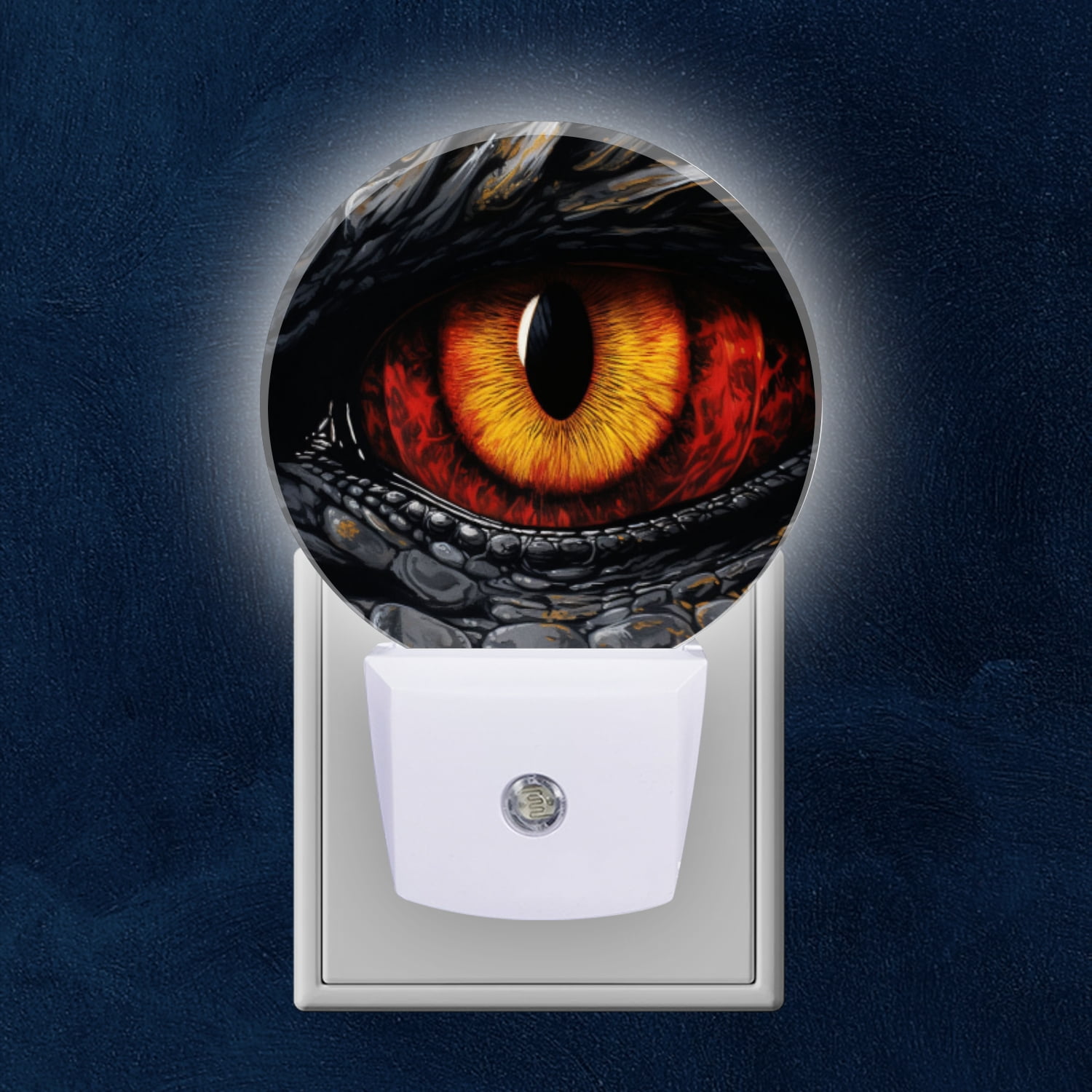 Night Light Plug into Wall,Dusk to Dawn Sensor Auto-On/Off for Bathroom ...