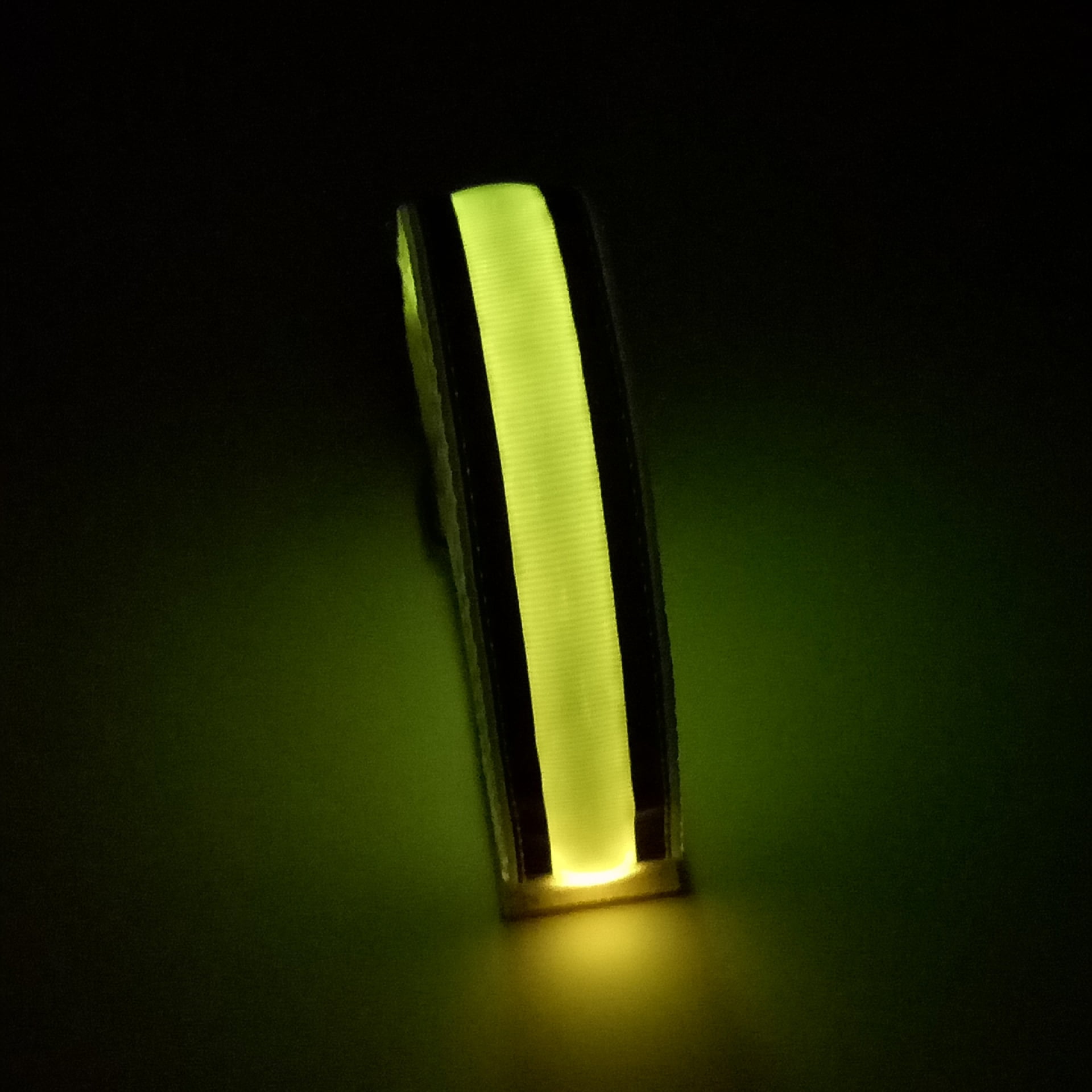 Night running fluorescent arm ring LED running light night running ...