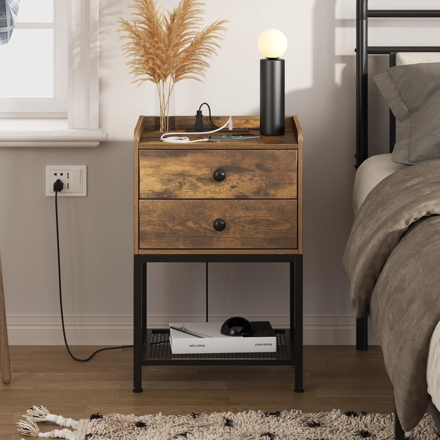 Nightstand with Charge Station and USB Ports, Modern Bedside Table with ...