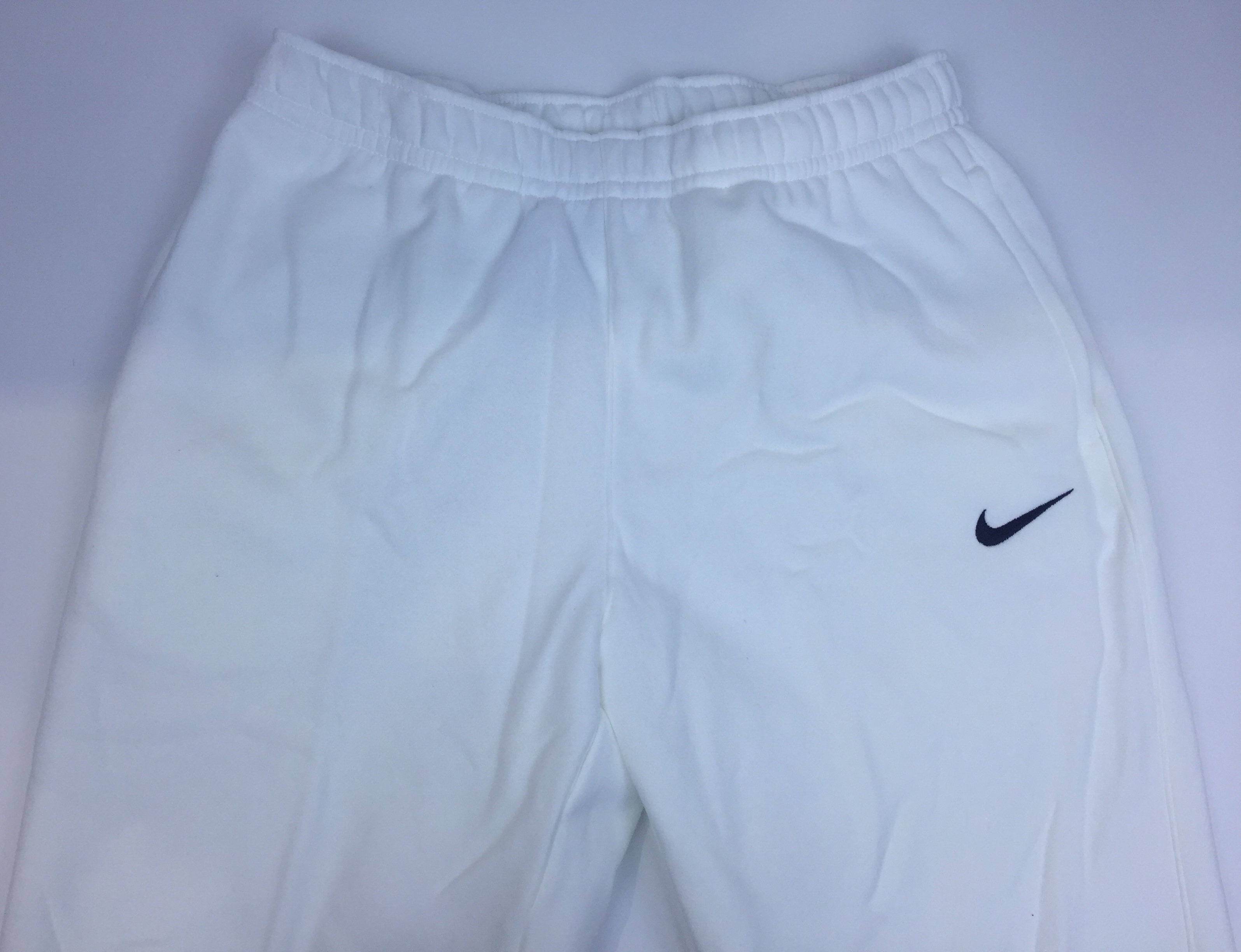 Nike Club Men's Training Joggers White Medium Pant - Walmart.com