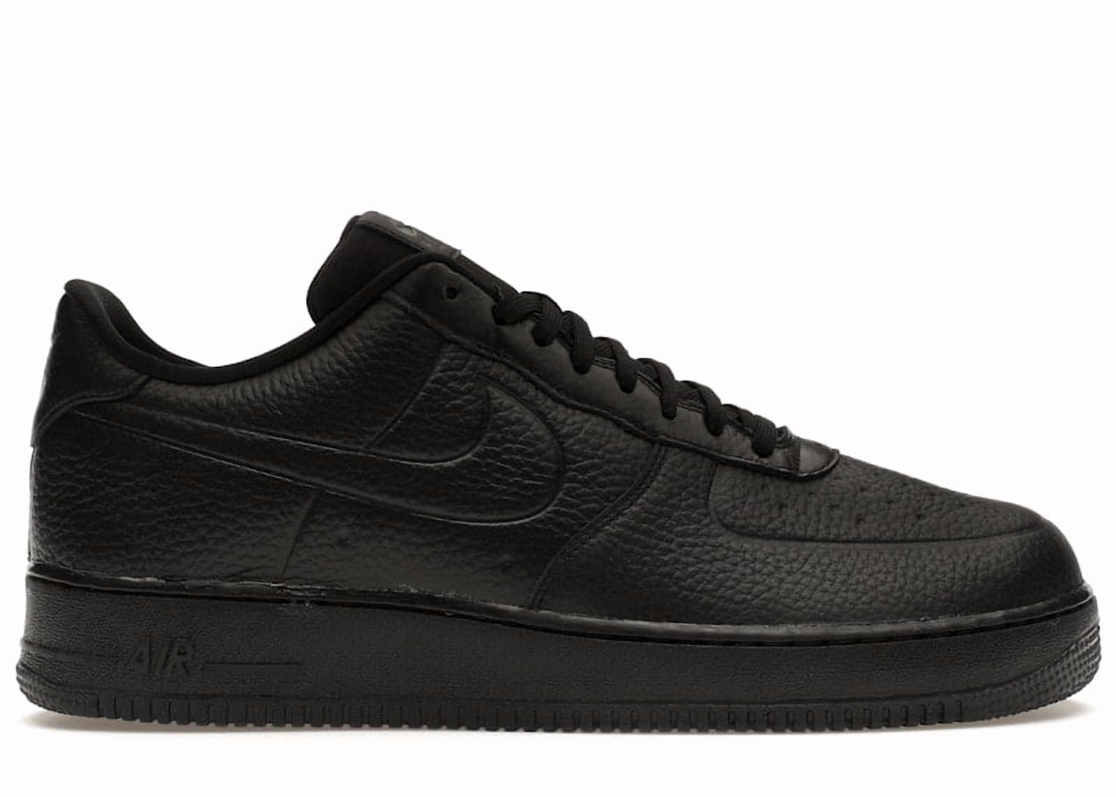 Nike Men's Air Force 1 Low '07 Pro-Tech Waterproof Triple Black Shoes ...