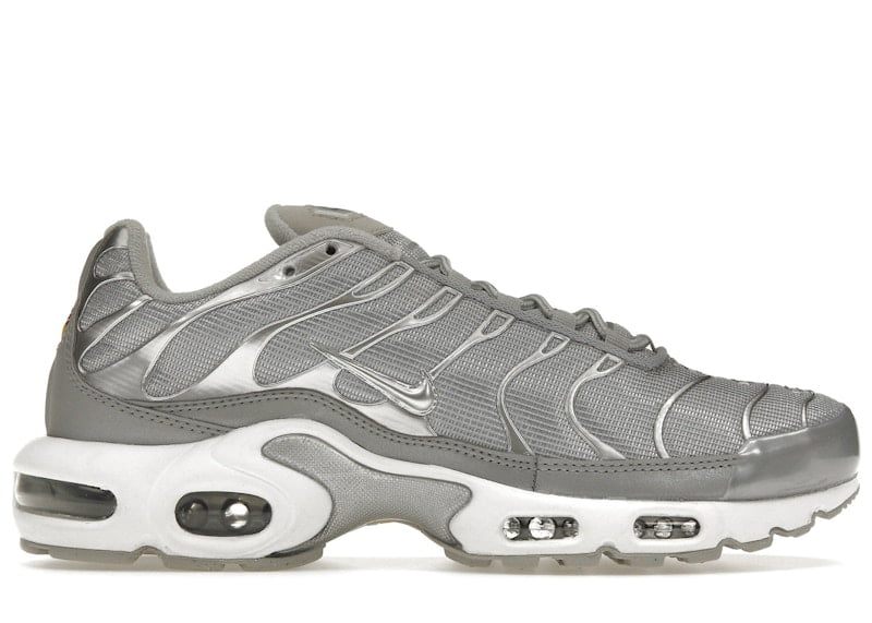 Nike Men's Air Max Plus Metallic Silver Running Shoes, from StockX ...
