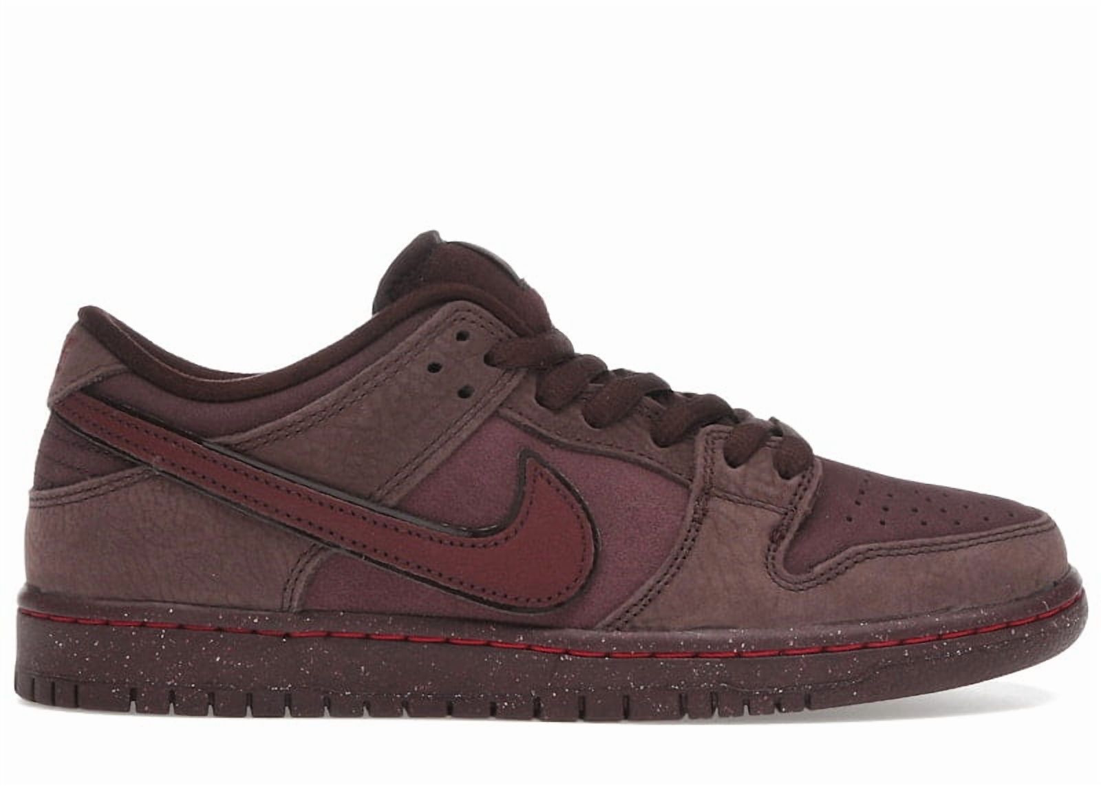 Nike Men's SB Dunk Low City of Love Burgundy Crush Skateboarding Shoes ...